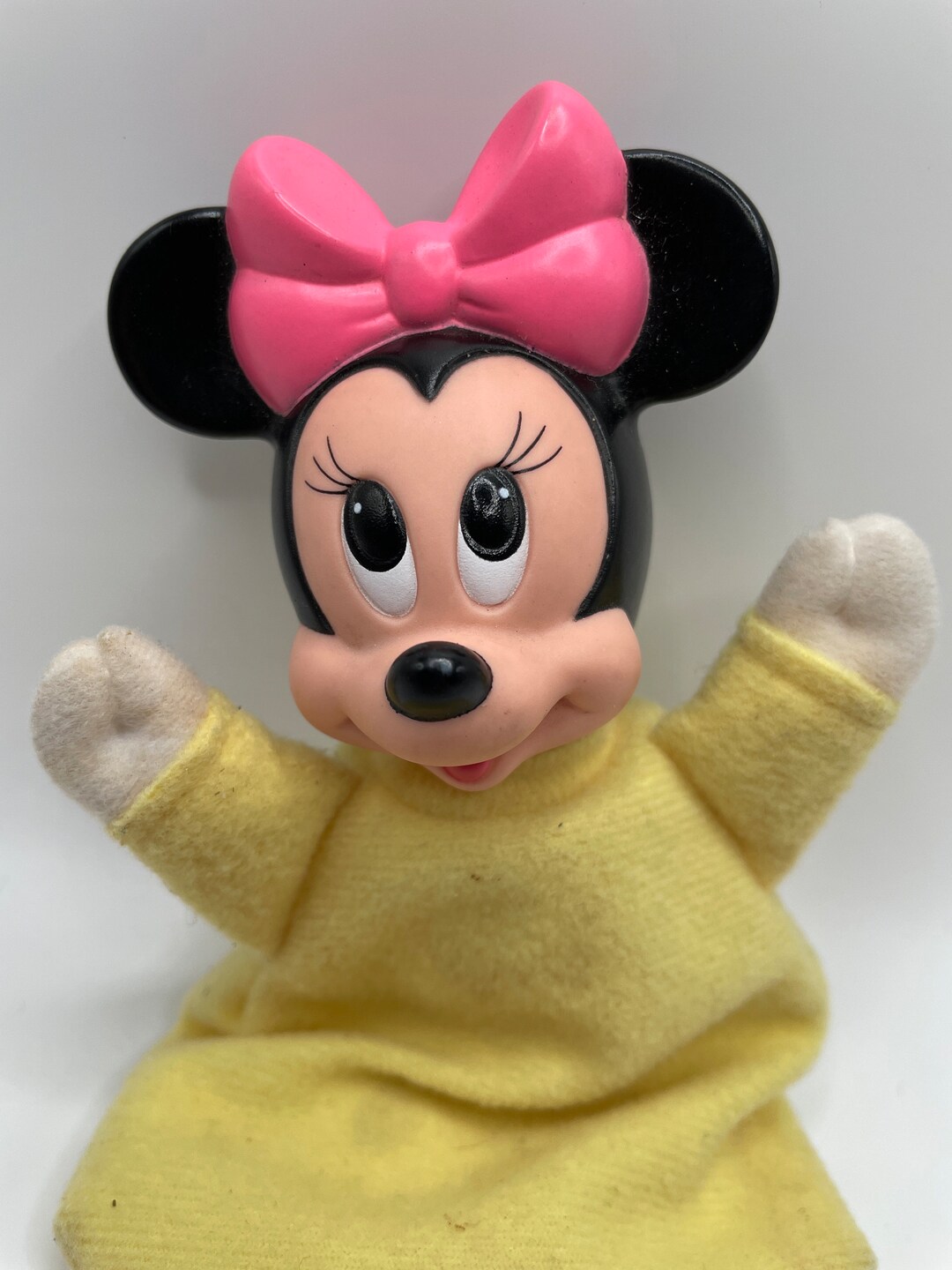 1991 Minnie Mouse Mattel Washable Toy in Yellow Sleeper - Etsy