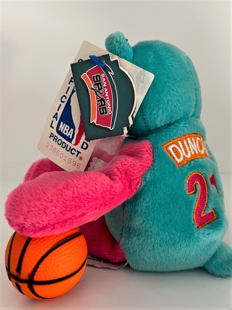 NBA Collectible Heroes - San Antonio Spurs - NBA Finals MVP - Tim ...