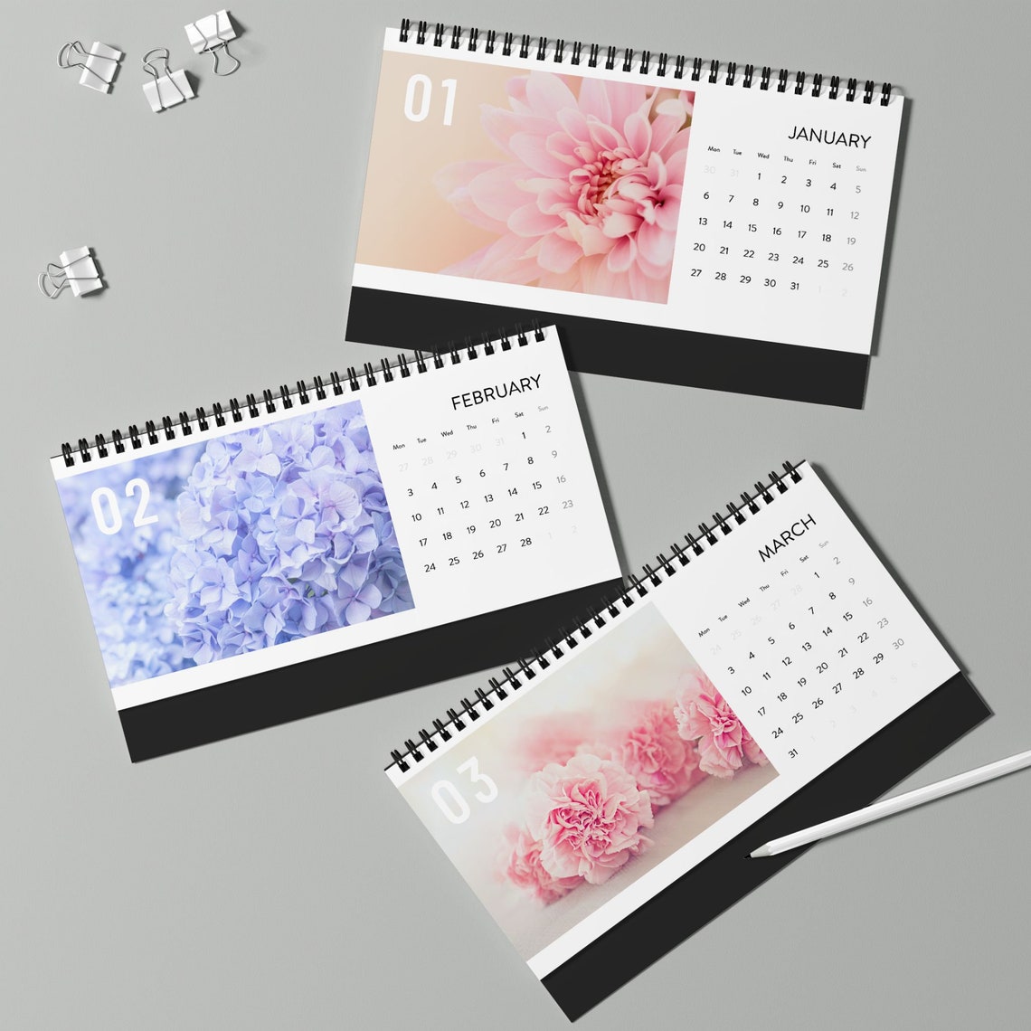 2025 Desktop Tent Calendar Elegant Soft Florals Design Monthly View ...