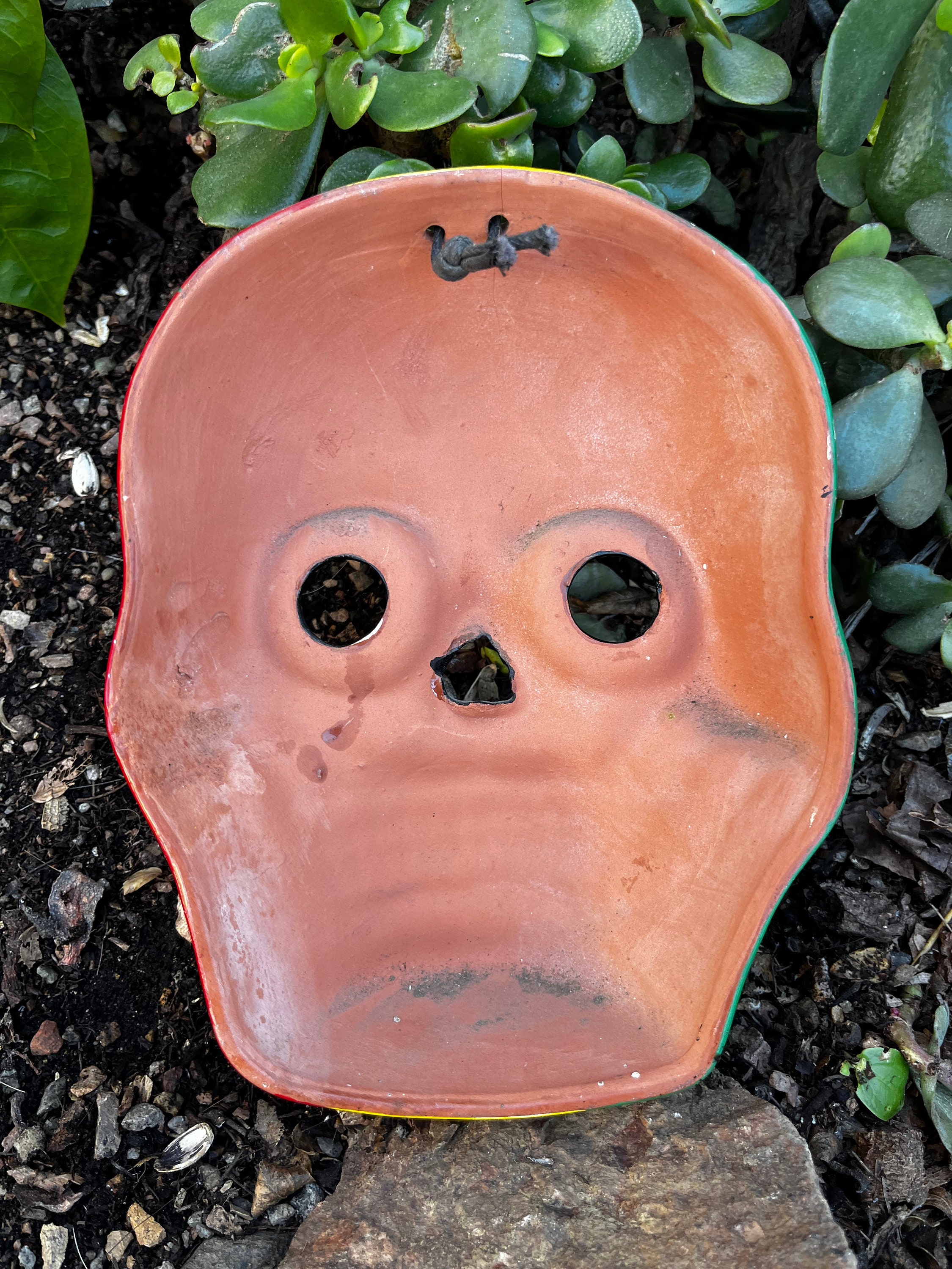 Mexican Style Hand Carved Porcelain Skull Mexican Flag Wall Hanging-9x7 ...