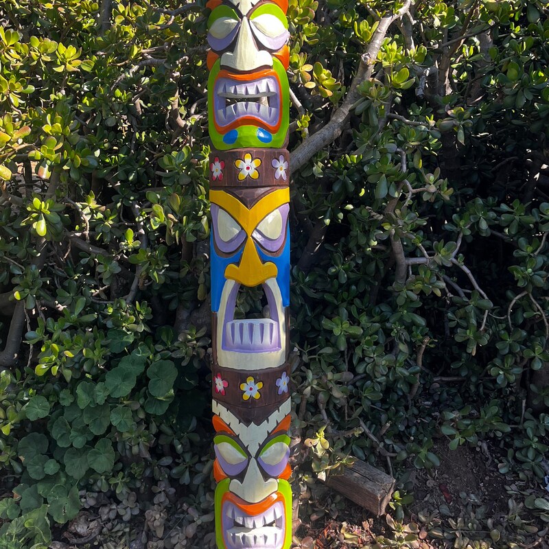 Totem - Etsy