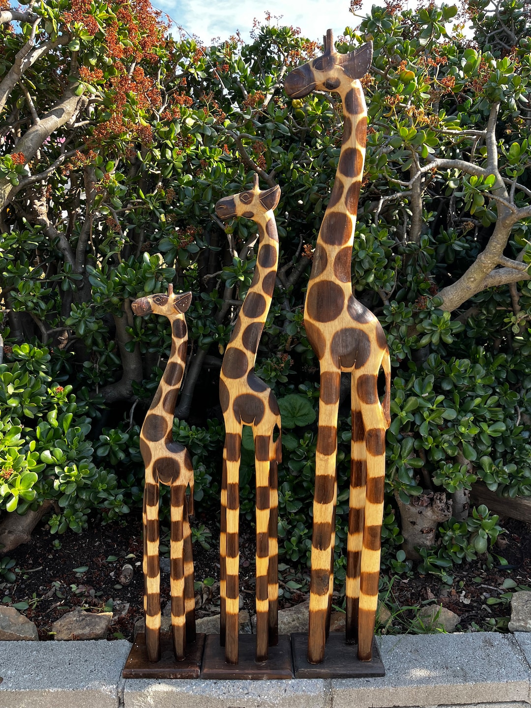 African Style Hand Carved Wooden Giraffe Family Statues Set of 3 From ...