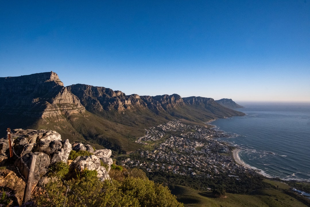 Lion's Head Lookout Cape Town, South Africa Table Mountain Sunset View ...