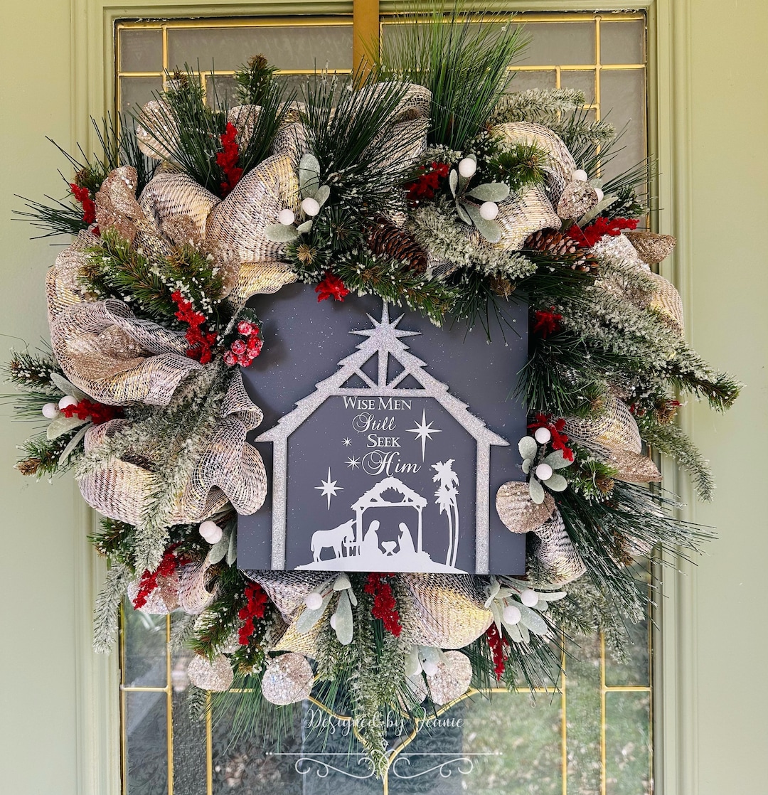 Nativity Christmas Wreath Birth of Jesus Christmas Wreath - Etsy
