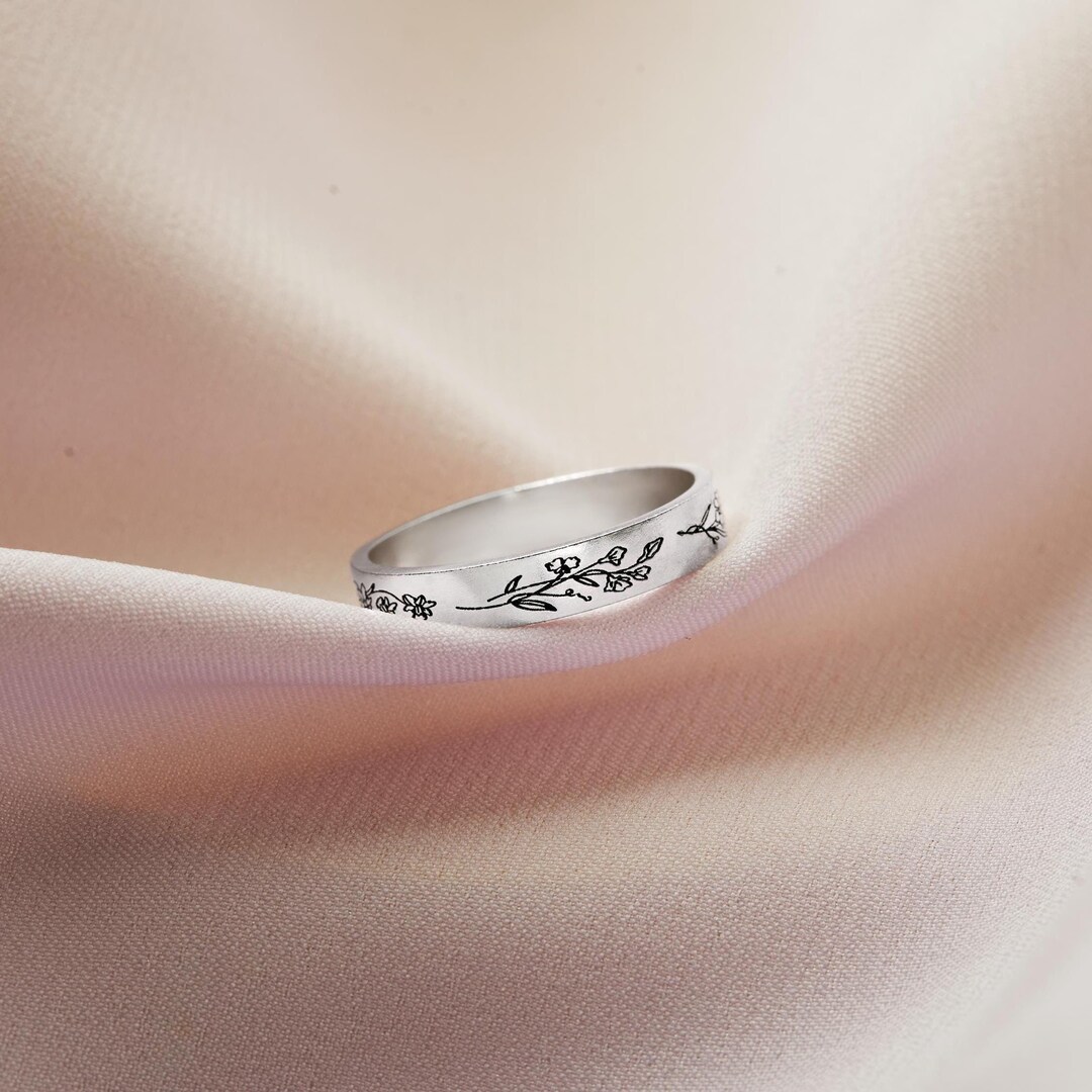 Custom Birth Flower Ring: Gold or Silver Personalized Birth Month ...