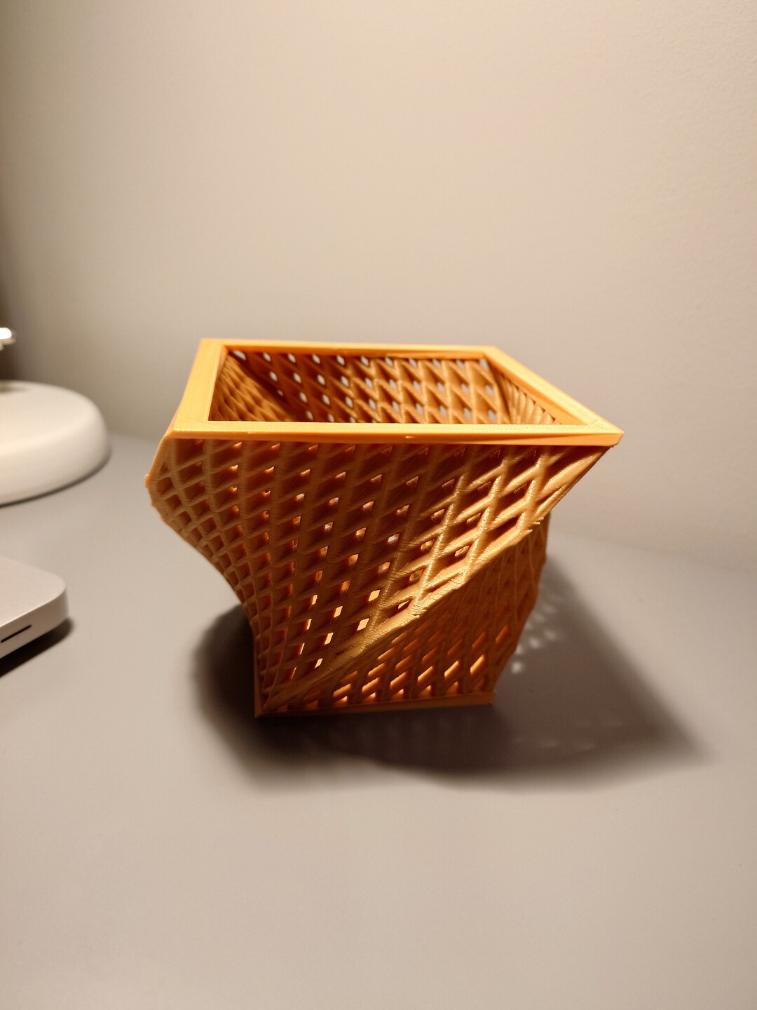 3D Printed Orchid Pot Bio-based Material, Net Basket Design, Multiple ...