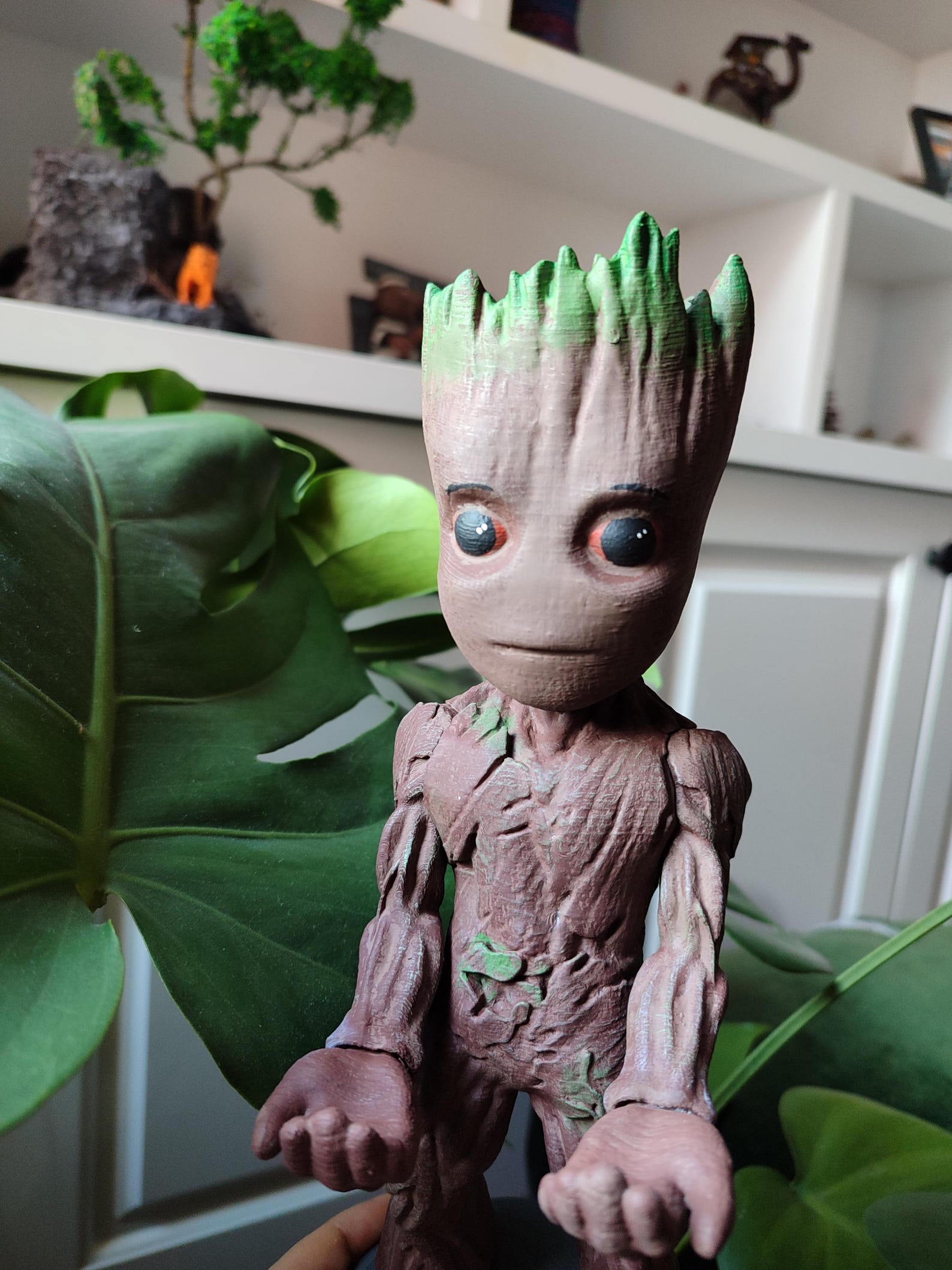 3D Printed Groot Figure Phone Holder and PS Controller Stand - Unique ...
