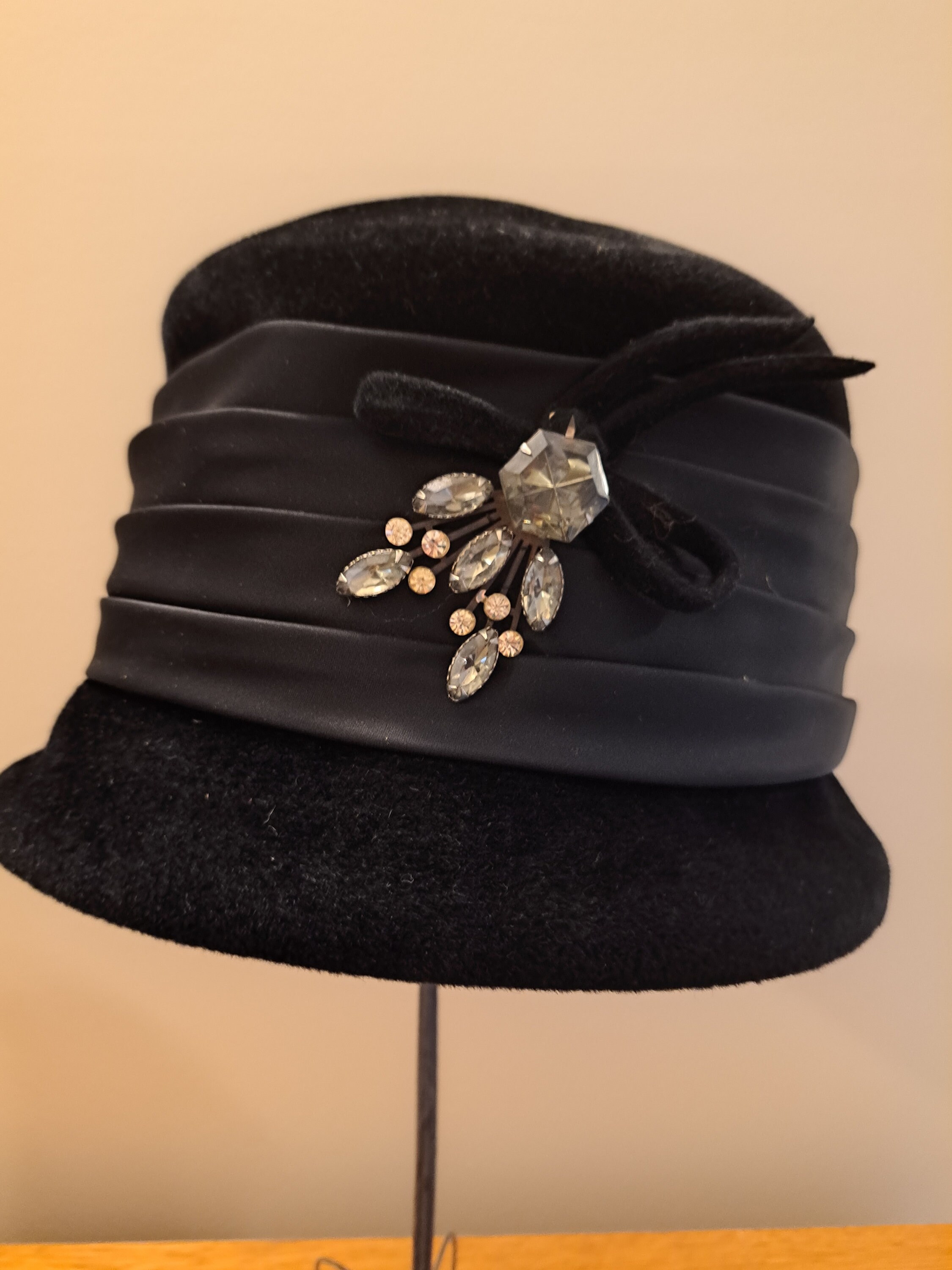 Vintage Black Velour and Satin Ribbon Dress Hat, Women's Black Hat ...