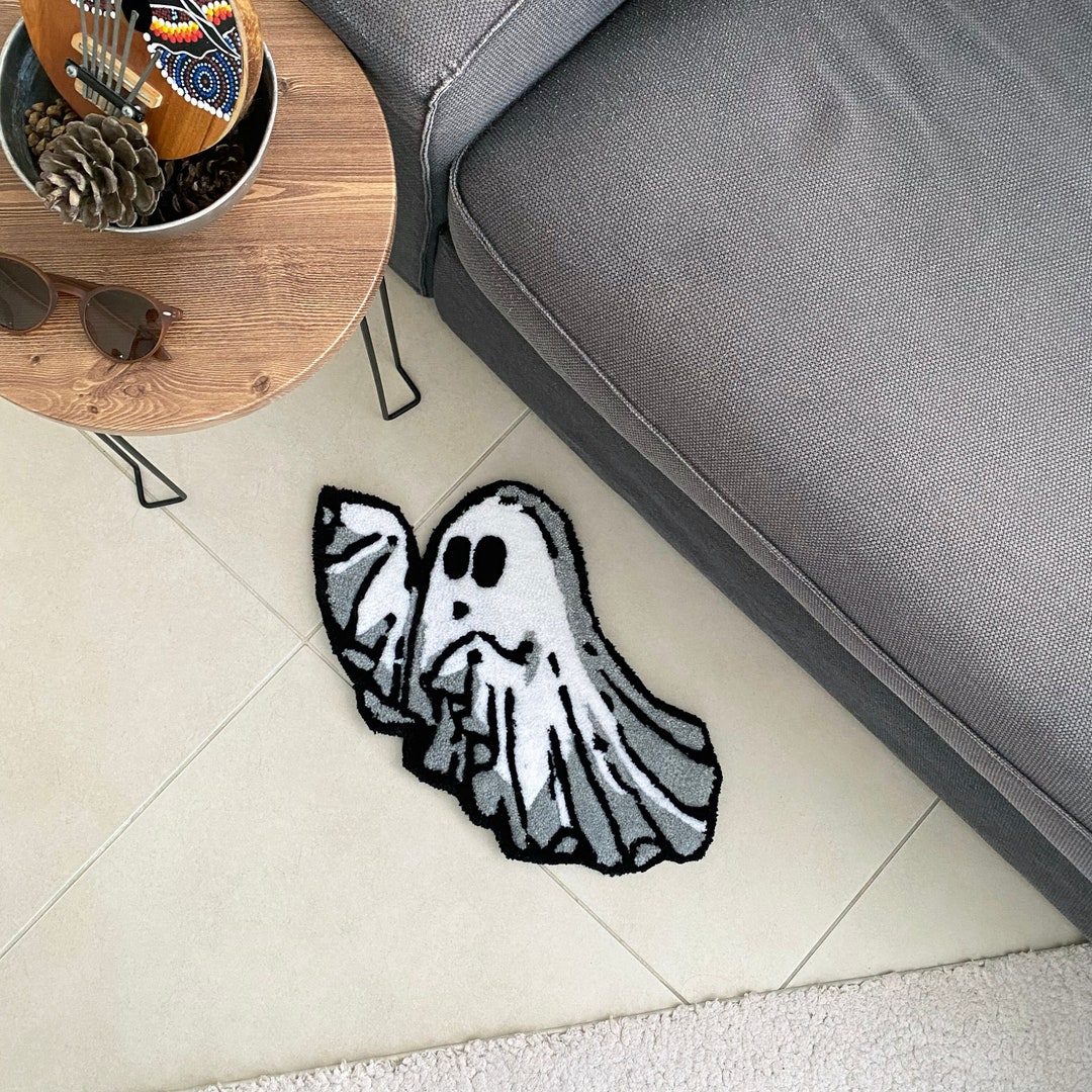 Ghost Rug Handmade Tufting Rug Unique Wool Yarn Halloween Decor Spooky ...
