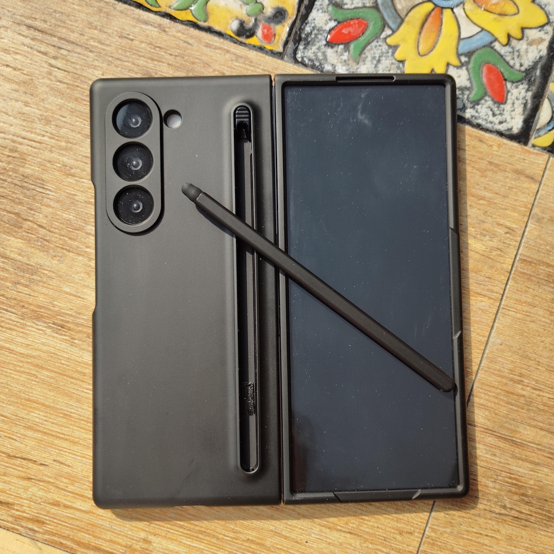 Samsung Galaxy Z Fold Silicone Case for Z Fold 6, Z Fold 5 and Z Fold 4 ...