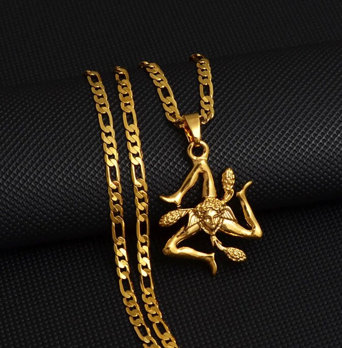 Collar colgante con símbolo de Trinacria de Sicilia, encanto de emblema ...