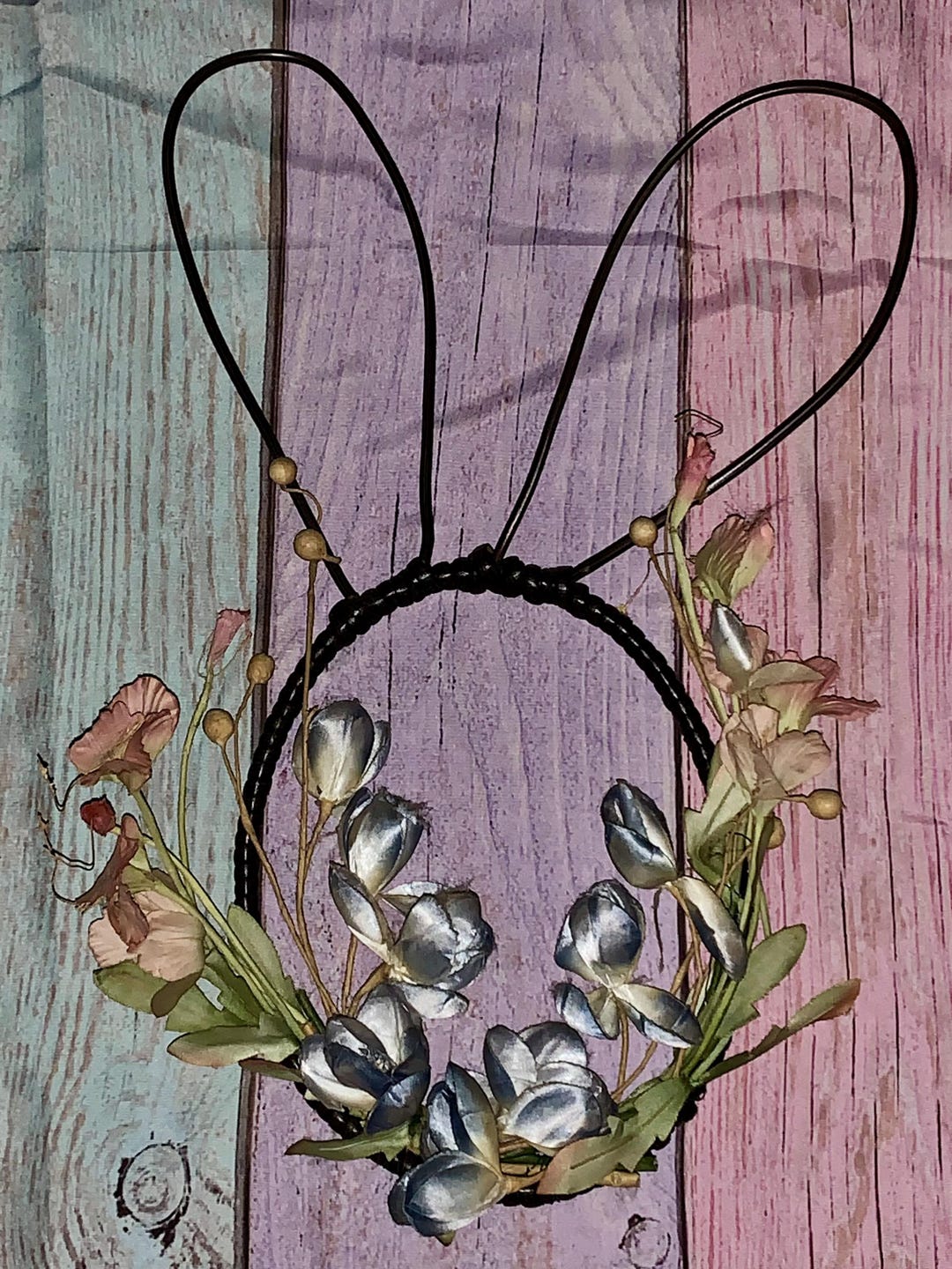 Outdoor Easter Wreath, Easter Bunny Wreath, Rabbit Shaped Wreath ...