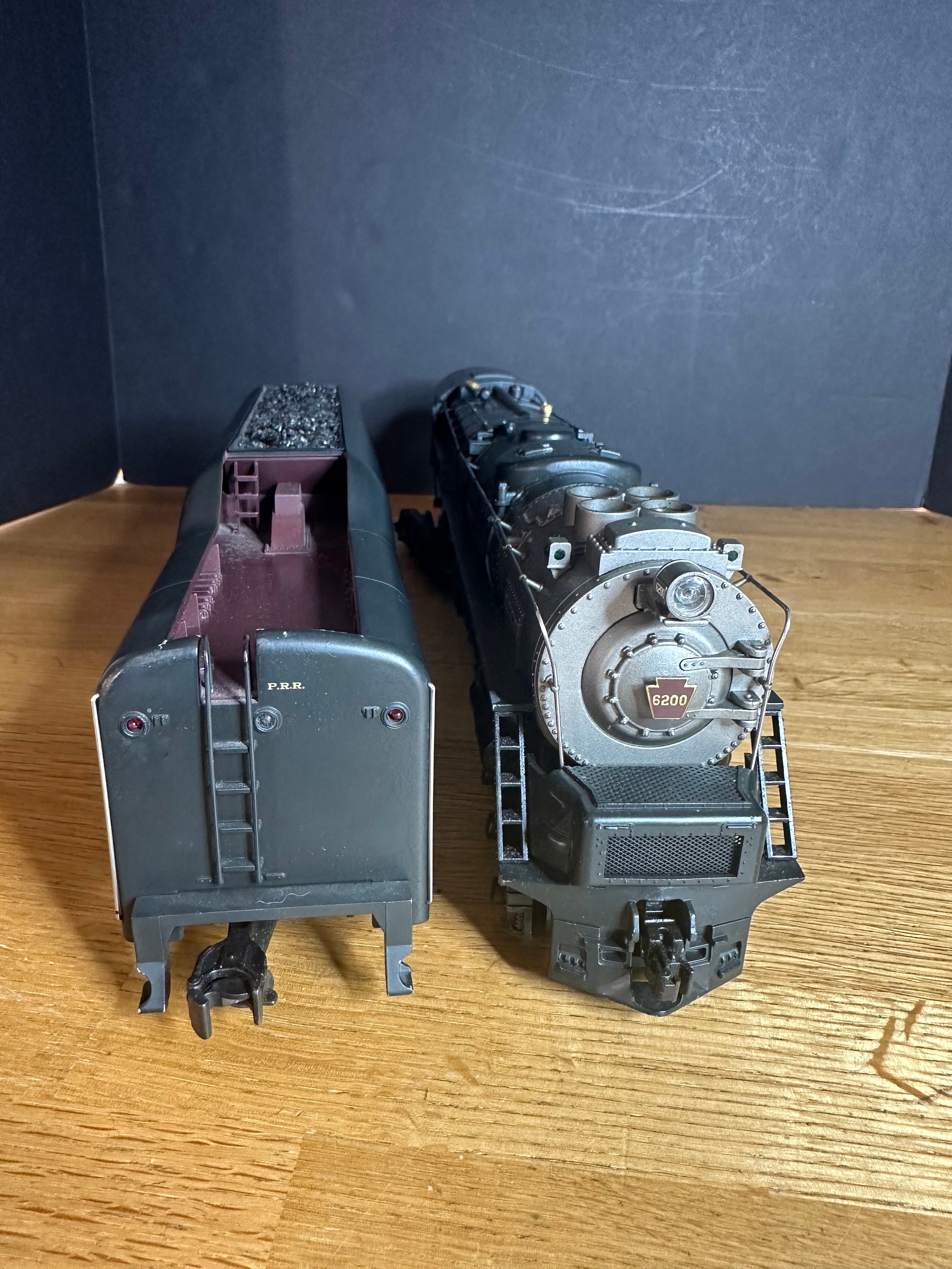 LIONEL Vintage PENNSYLVANIA 18010 6-8-6 Steam LOCOMOTIVE With 16 Wheels ...