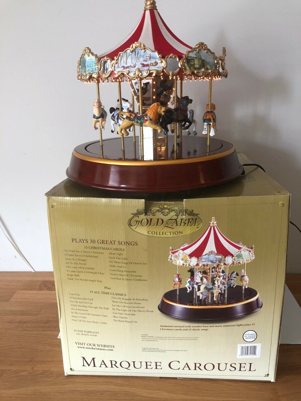 GOLD LABEL Collection World's Marquee CAROUSEL for O Scale Landscaping ...