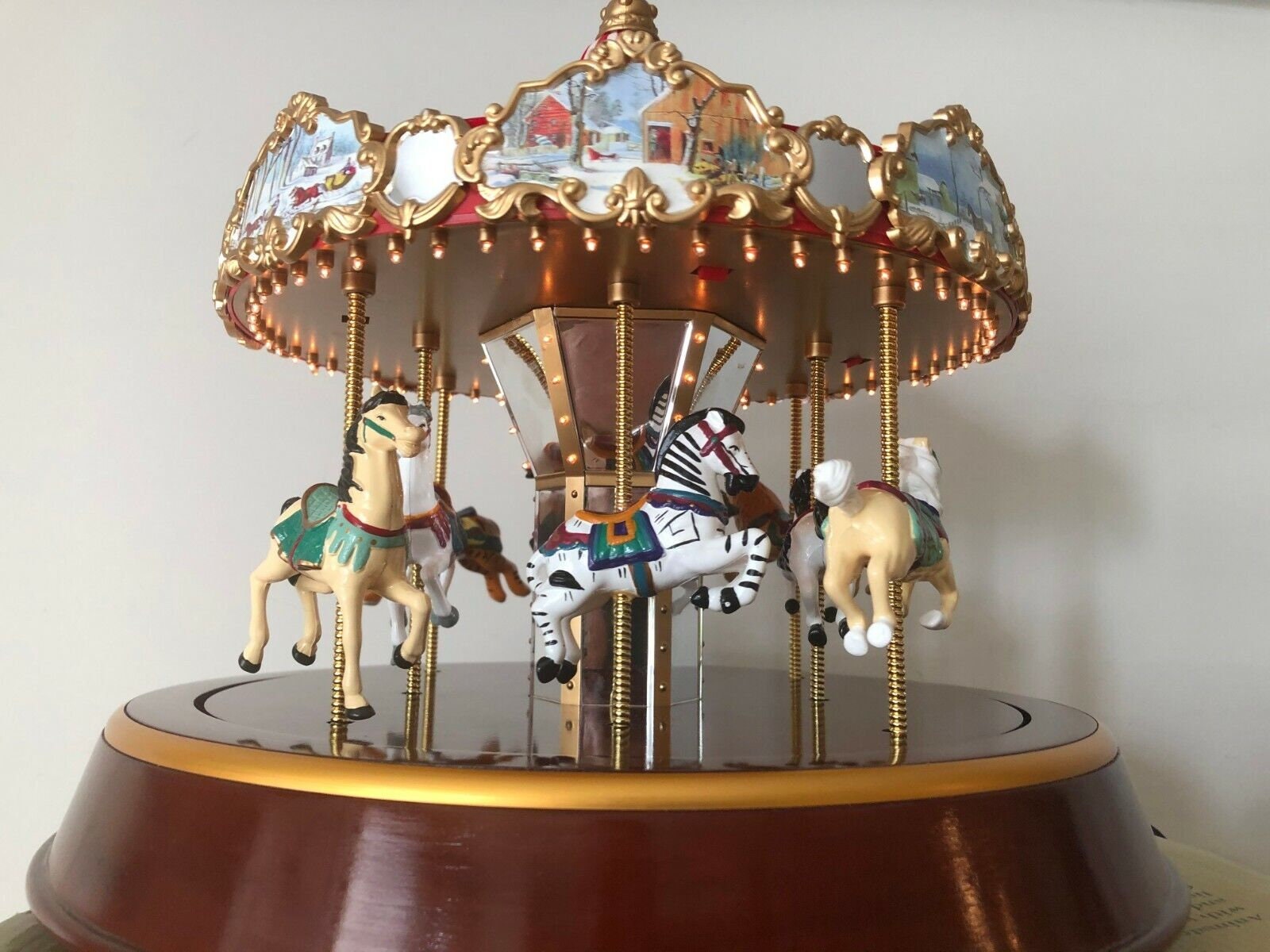 GOLD LABEL Collection World's Marquee CAROUSEL for O Scale Landscaping ...