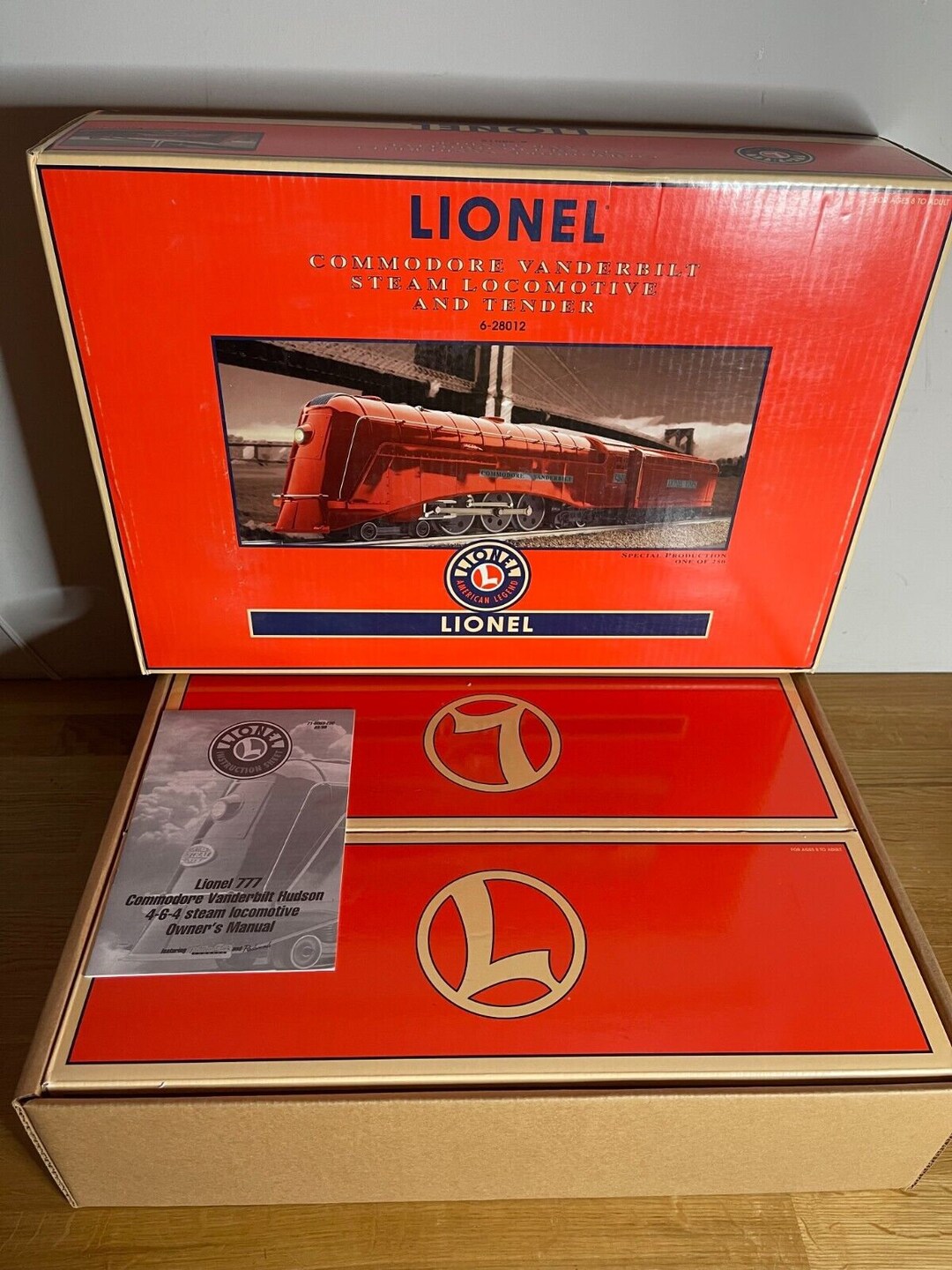 LIONEL RED COMMODORE Vanderbilt Steam Locomotive and Tender 6-28012 One ...