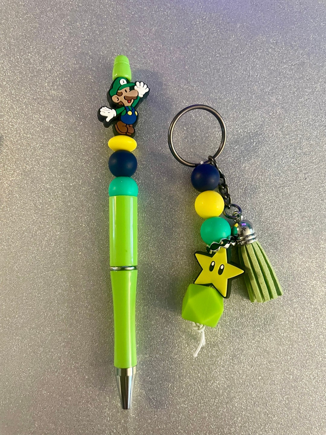 Luigi super Mario Keychain/pen Set - Etsy