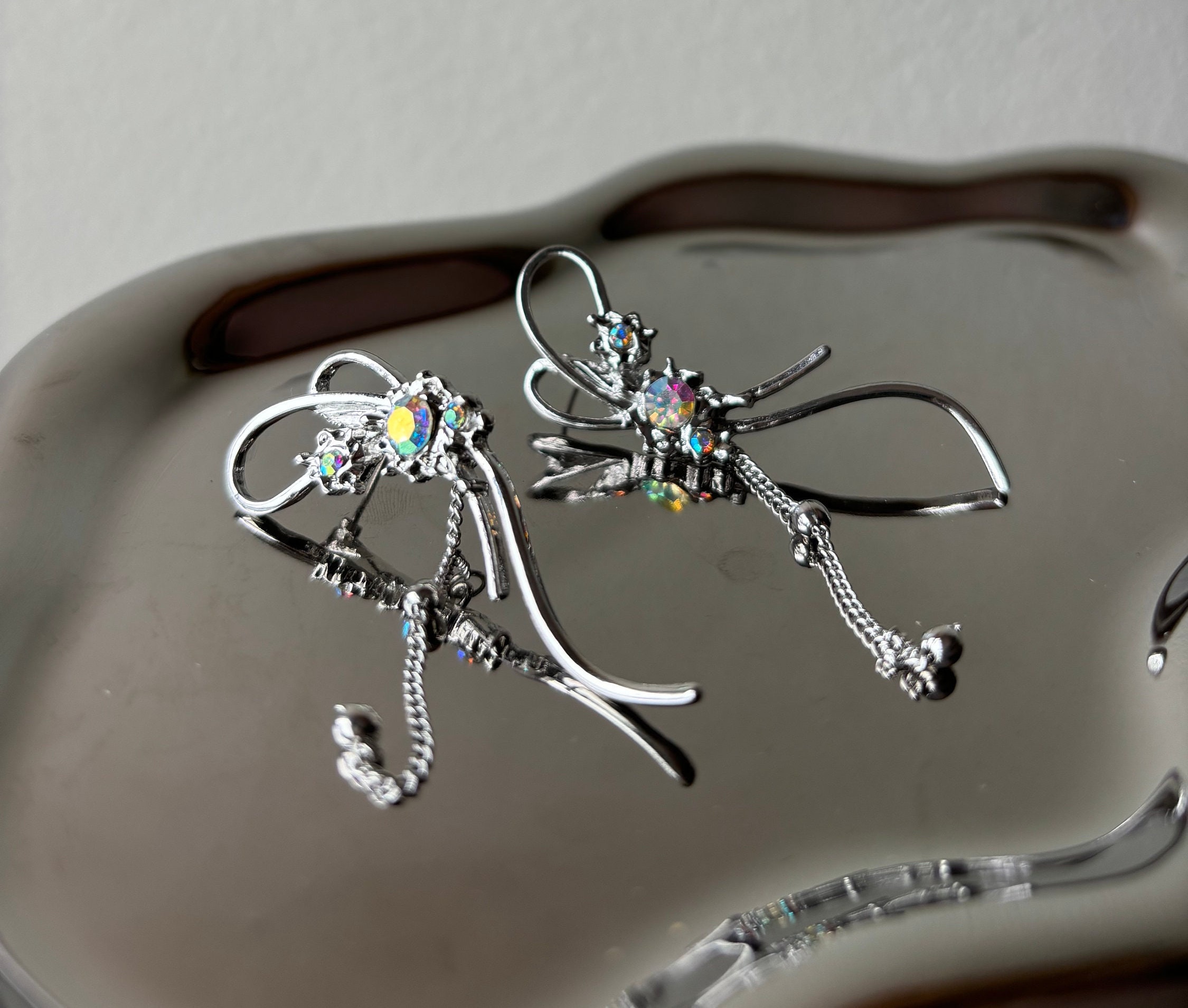 Y2K Futuristic Earrings Liquid Metal Crystal Earrings Dangling Chain ...