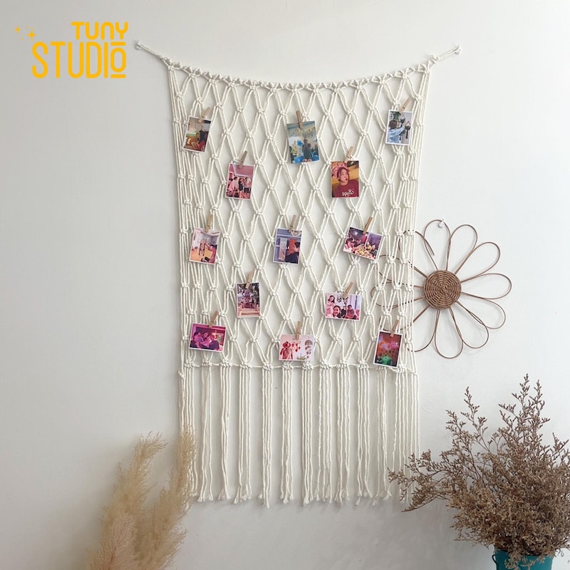 Macrame Photo Hanger - Etsy