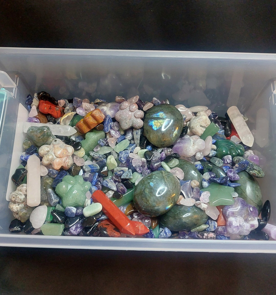 Crystal Confetti Scoops Crystal Confetti Filled With Mini Carvings - Etsy