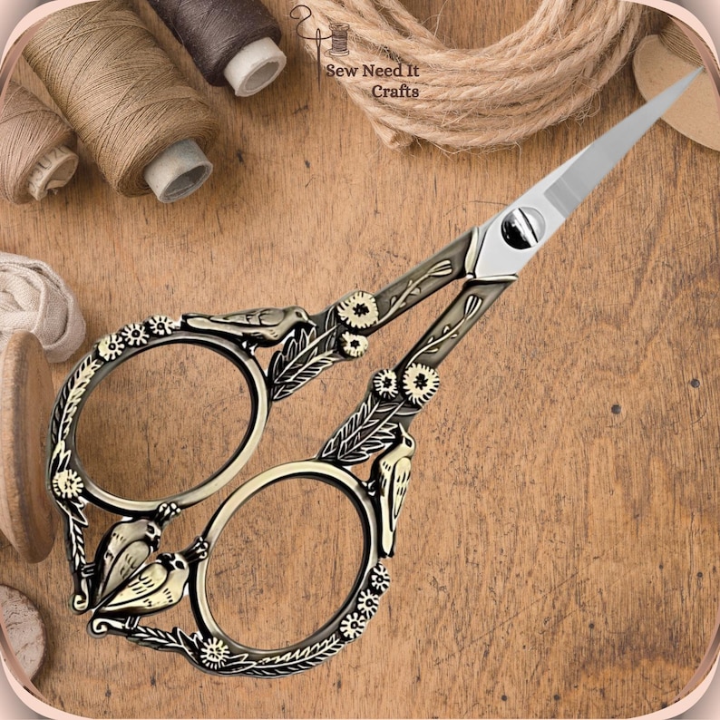 Elegant Metal Engraved Friendly Birds Design Antique Vintage Scissors ...