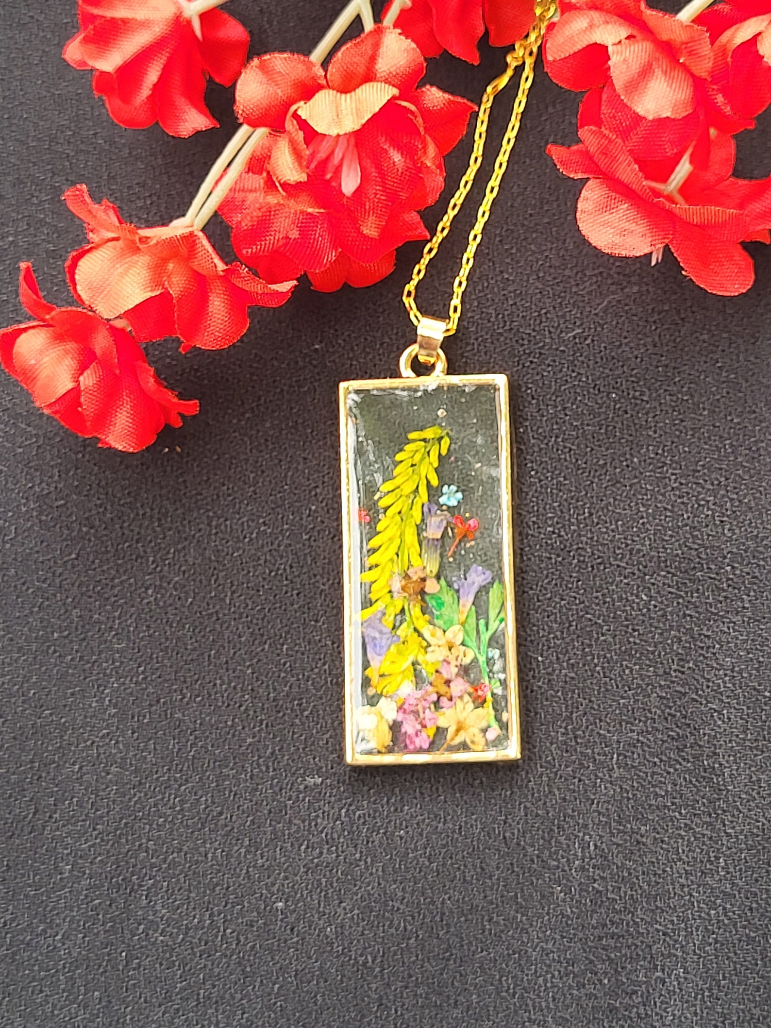 Dried Wildflower, Handmade, Resin Pendant, Geometric Shape, Great Gift ...