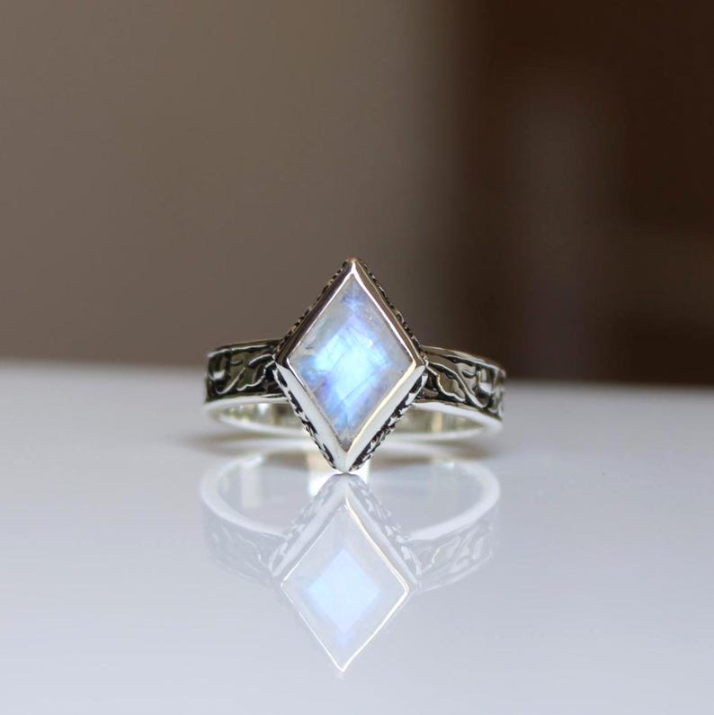 Art Deco Rhombus Garnet Ring, Kite Garnet Vintage Silver Ring, Gift for ...