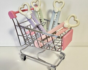 Love Heart Shaped Box Cutter Pastel, Portable Knife, Retractable, Craft ...