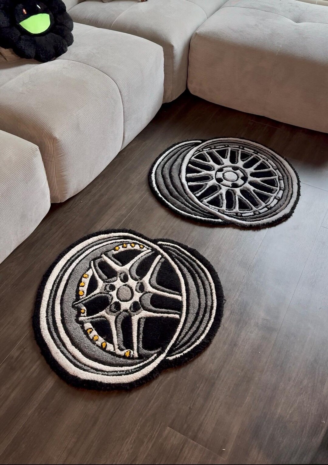 HANDMADE Tufted BBS Wheel Style Rug - Etsy