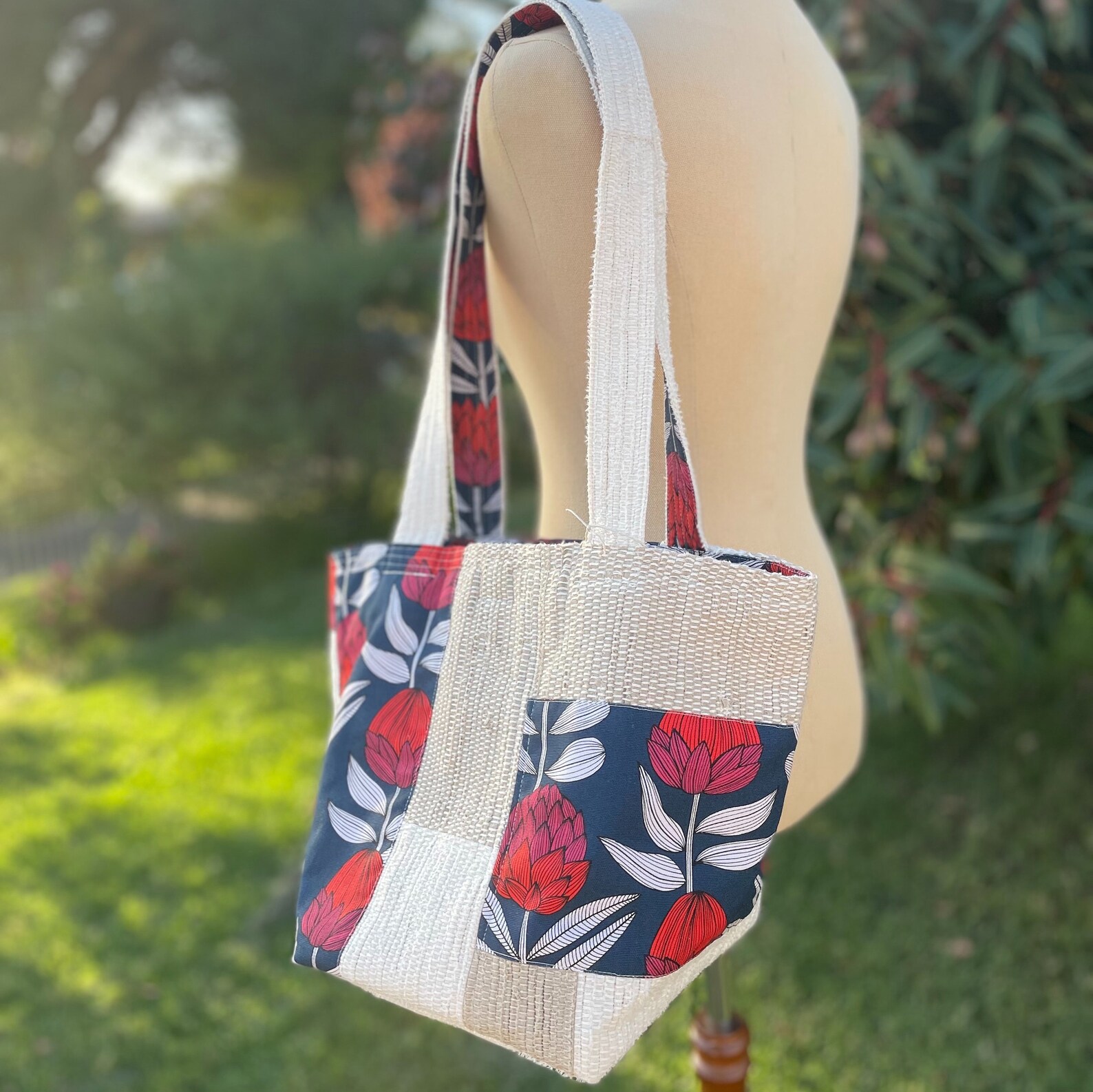 Square Base Shoulder Handwoven Bag/ Sakiori Handwoven/ Split Weaving ...