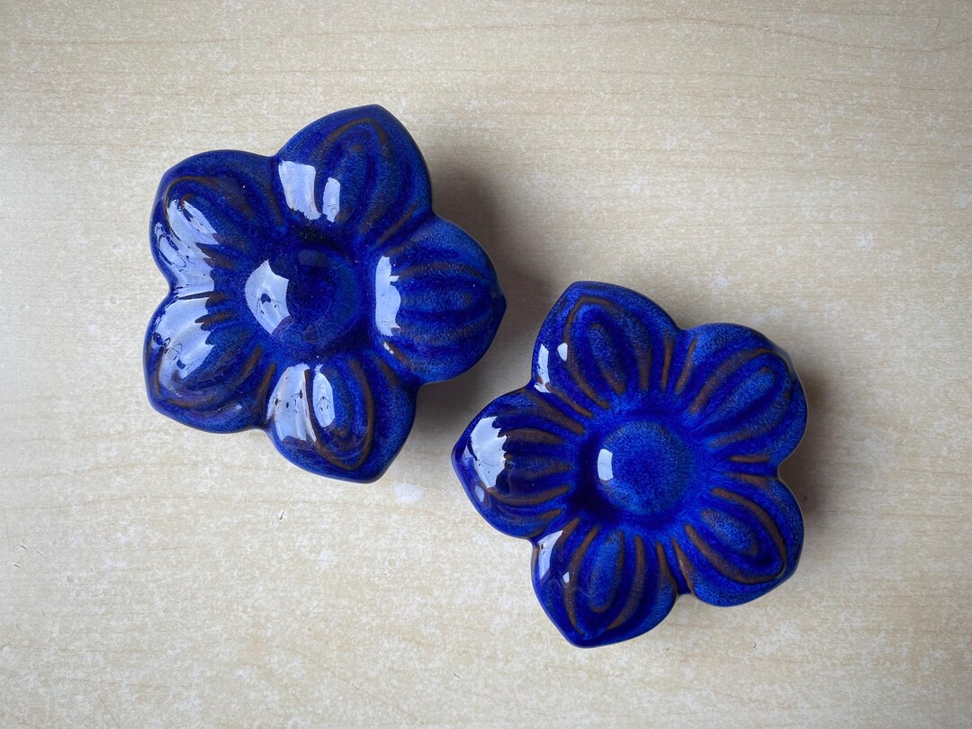 Vintage Cobalt Blue Ceramic Flowers | Decorative Pottery Floral ...