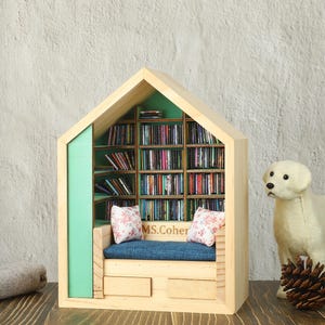 Anxiety Bookshelf Selected, Mini Anxiety Bookshelf Ornament, Stress ...