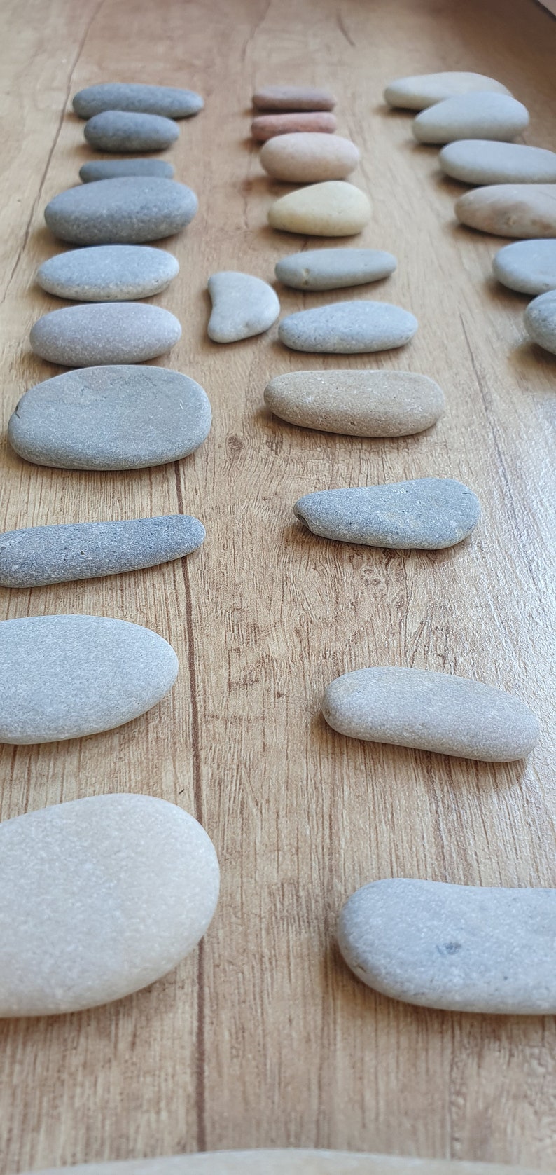 30 and Few Extra Pieces Beach Stones Natural Flat Beach Pebbles Small ...