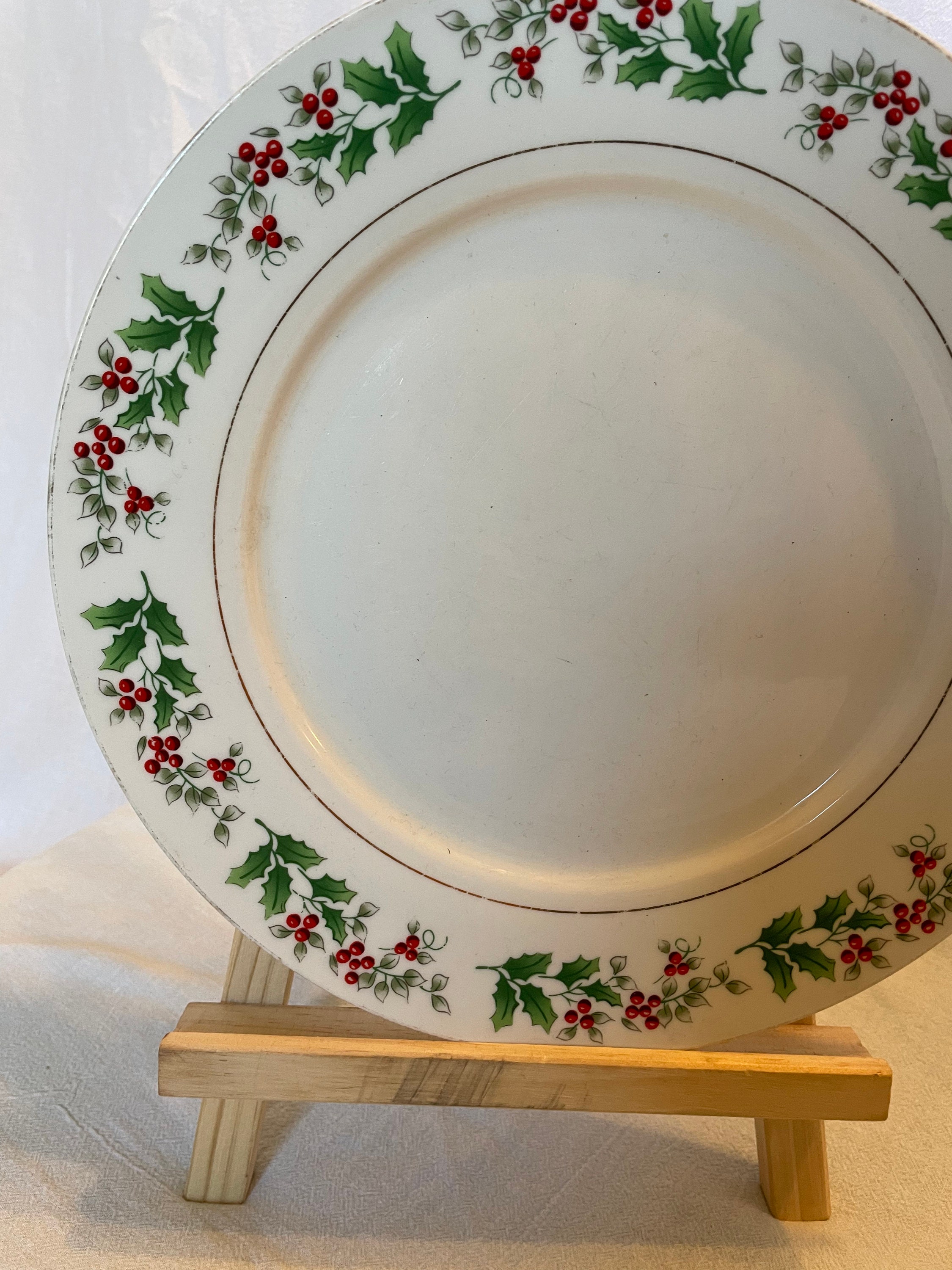 Pair of Holly Dinner Plates - Etsy