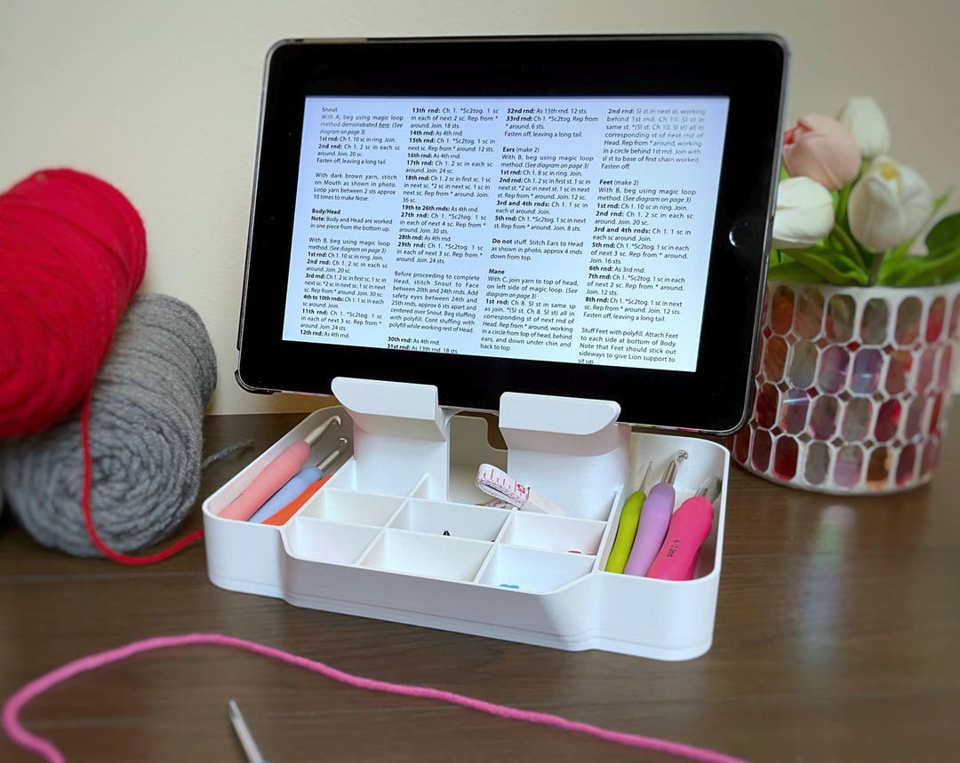 Crochet Caddy With Ergonomic Tablet Stand | Knitting | Sewing ...