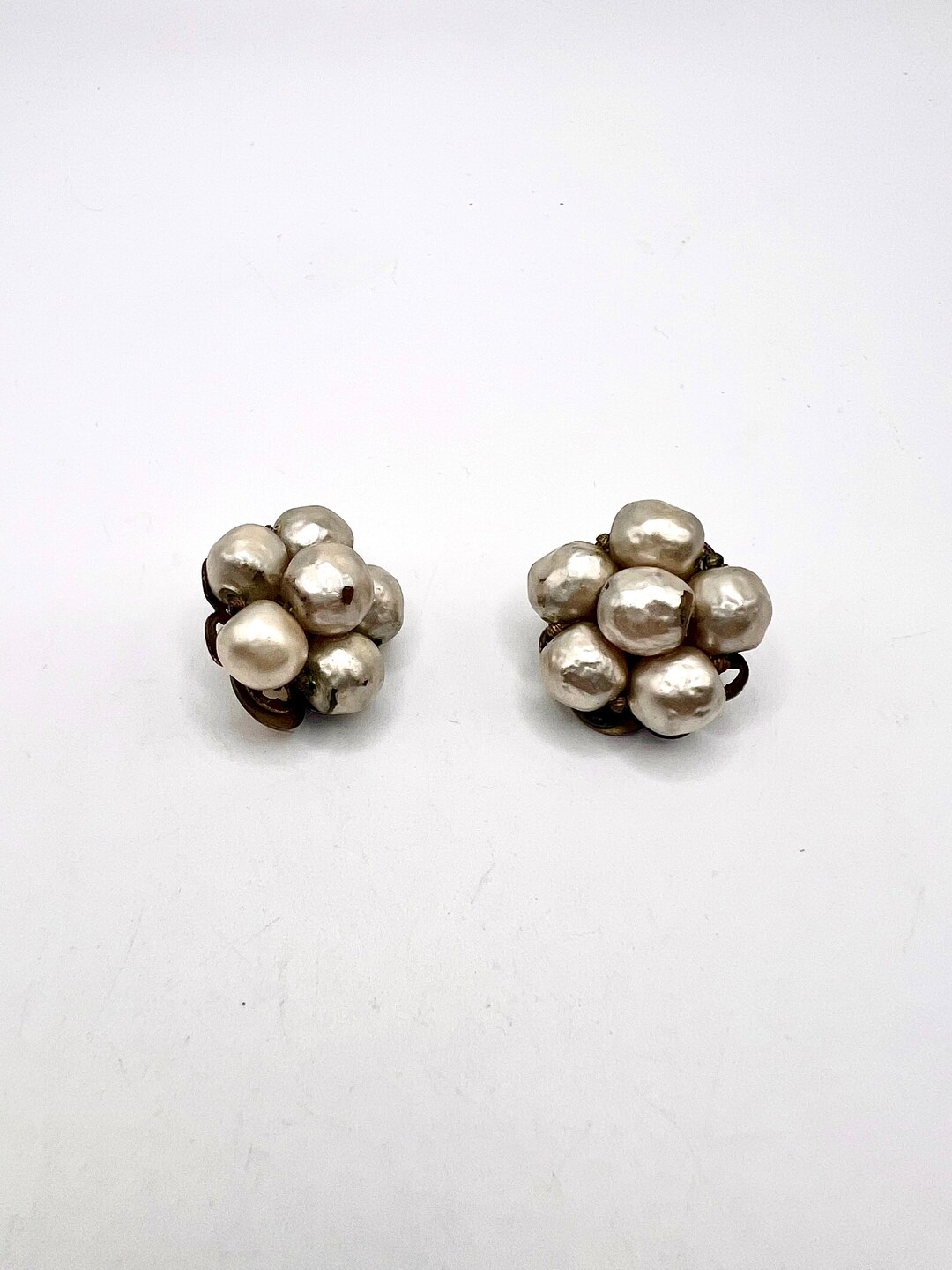 Gorgeous Vtg Baroque Pearl Cluster Earrings Mkd Pat Pend - Etsy