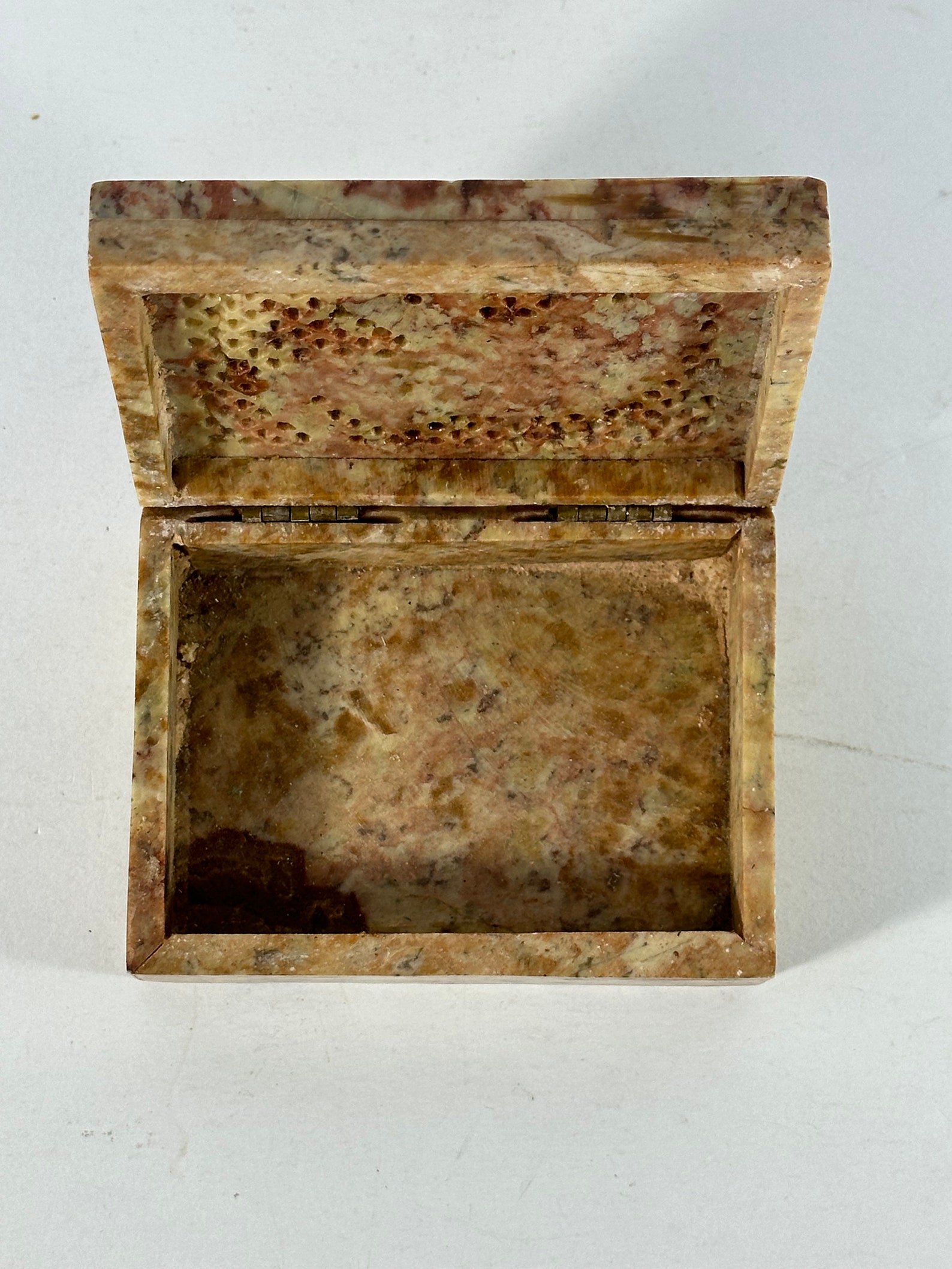 Hand Carved Soapstone Elephant Jewelry/trinket Box - Etsy