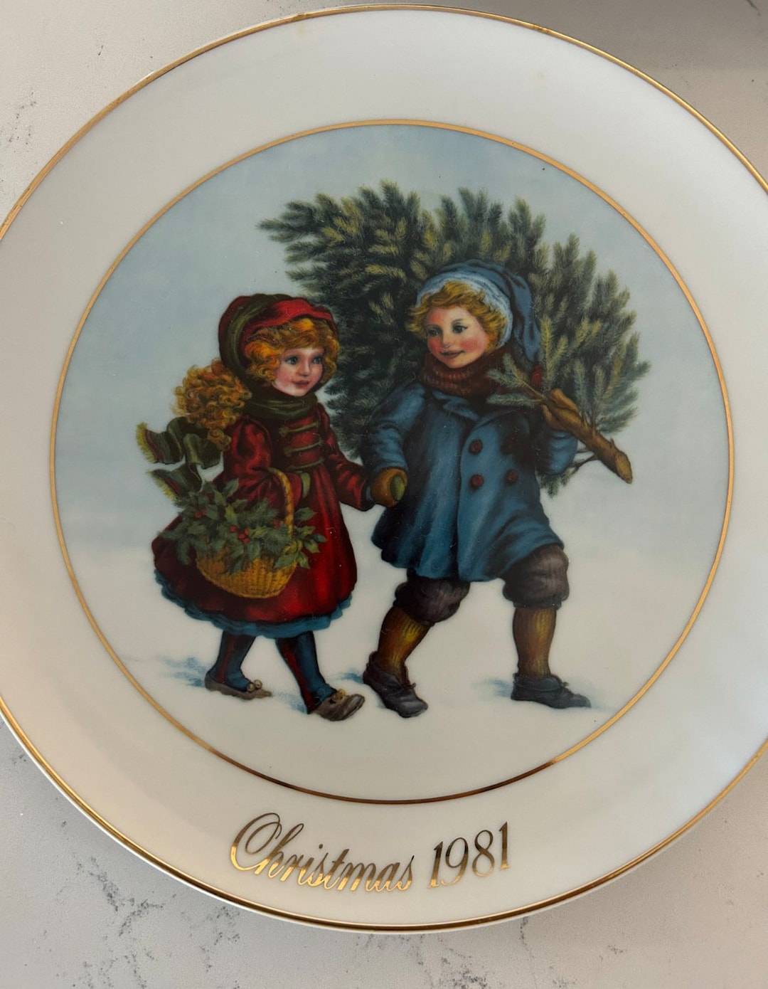 Set of 4 Avon Collectible Plates Christmas - Etsy
