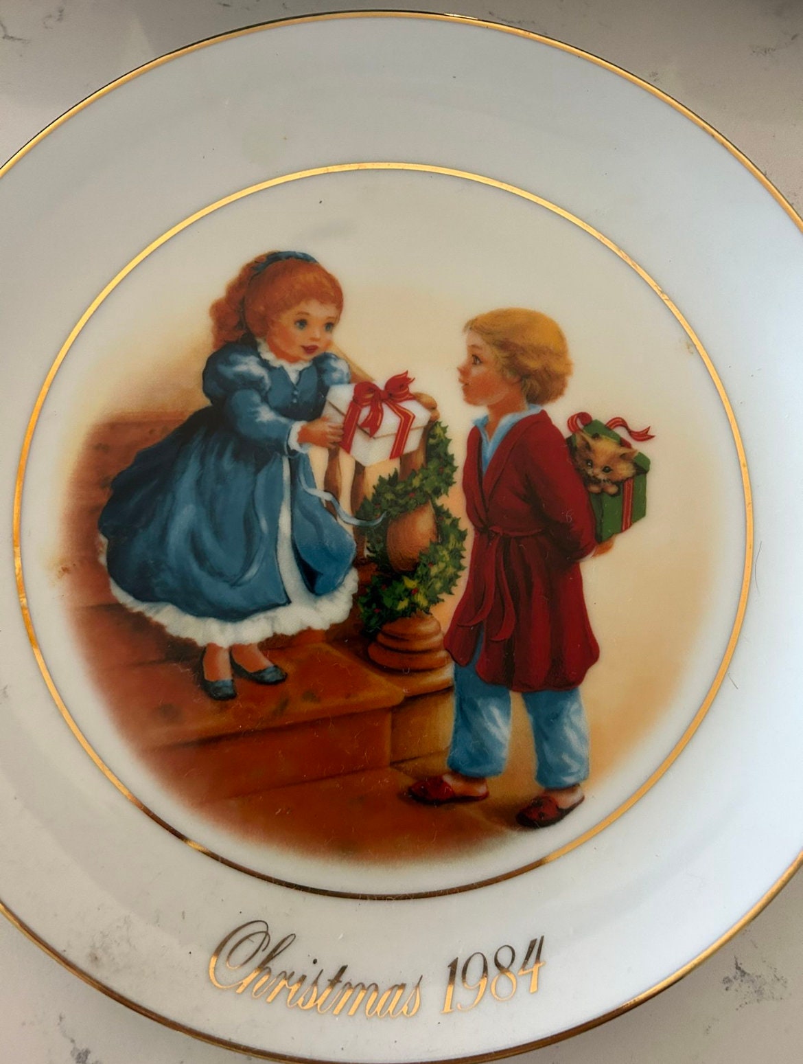 Set of 4 Avon Collectible Plates Christmas - Etsy