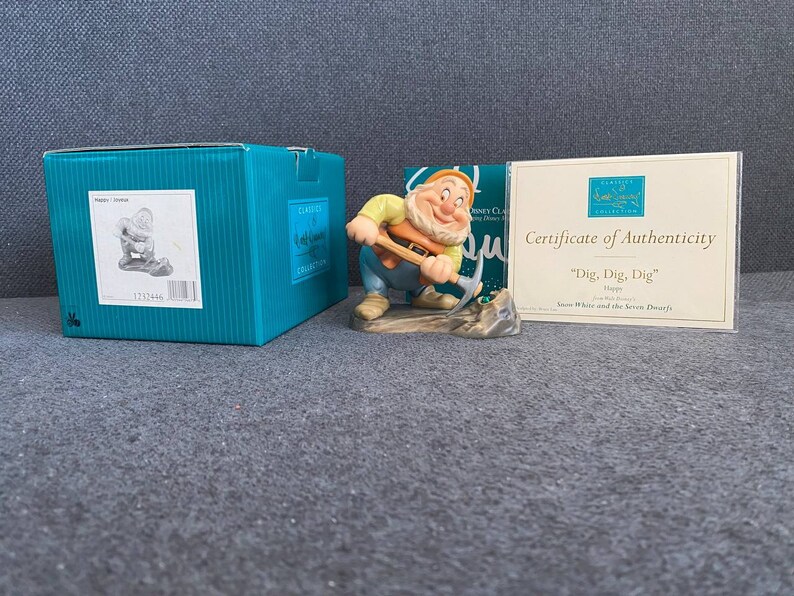 WDCC Disney Classics Snow White Happy dig Dig Dig With Original Box and ...