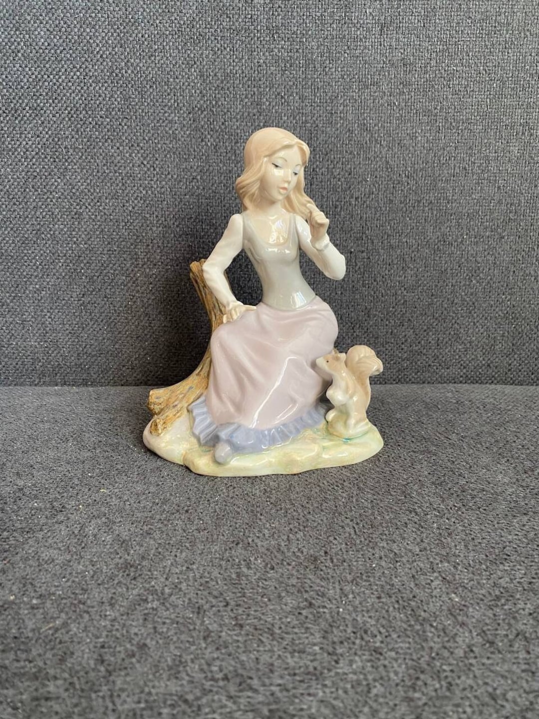 Tengra Porcelain Figurine "lady With a Squirrel" - Etsy