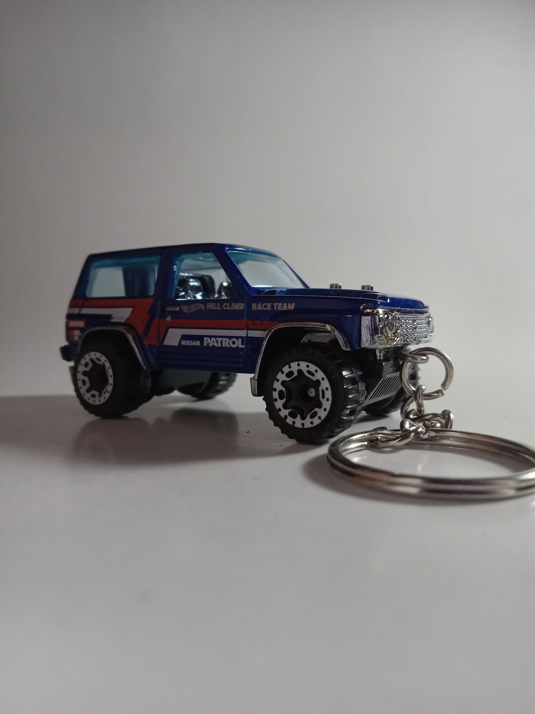 Nissan Patrol Custom Hotwheel Keychain Car Keychain Keychain Truck Car ...