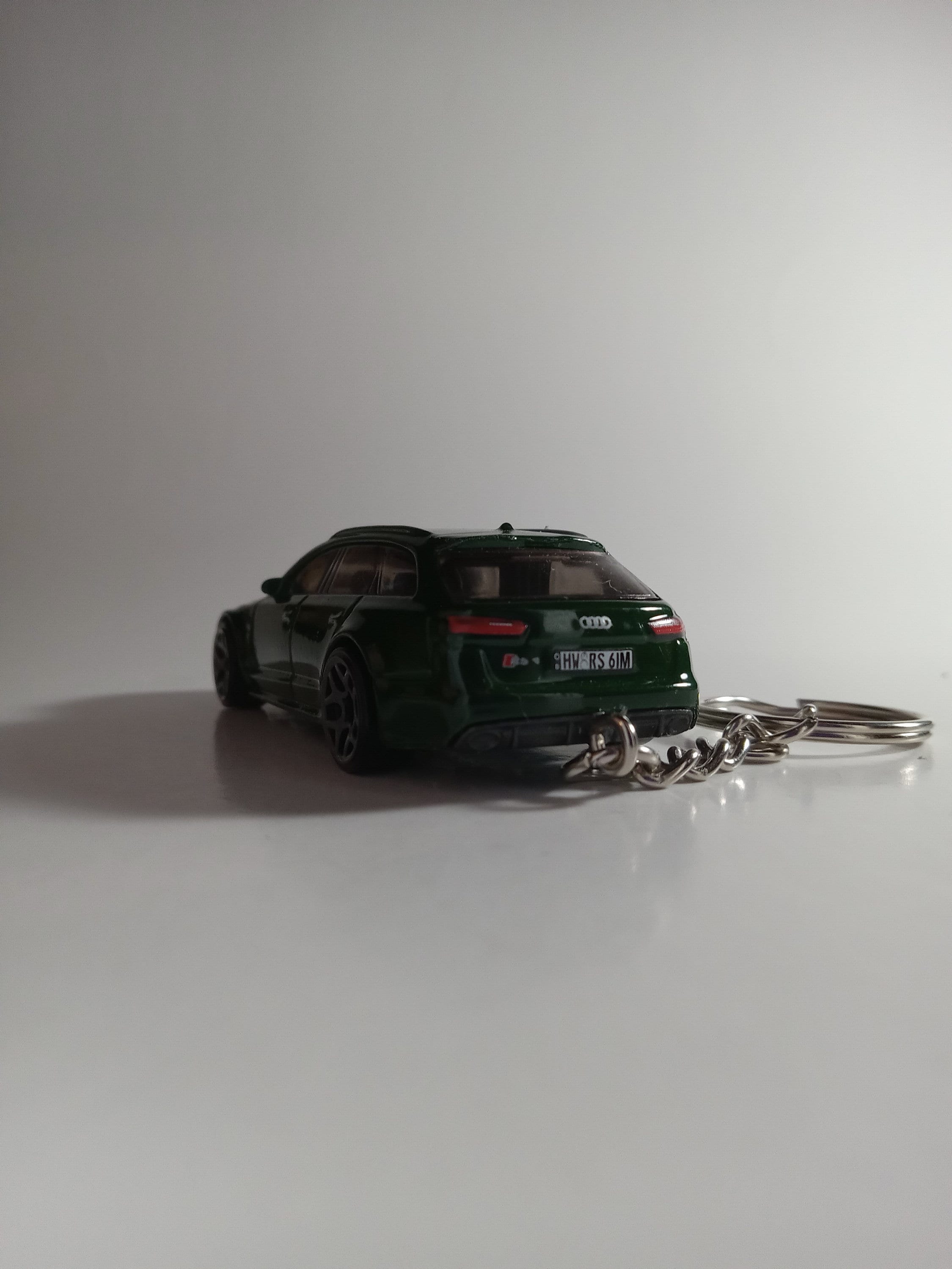 Audi RS6 Avant Hotwheel Keychain Car Keychain Keychain Truck Car Car ...