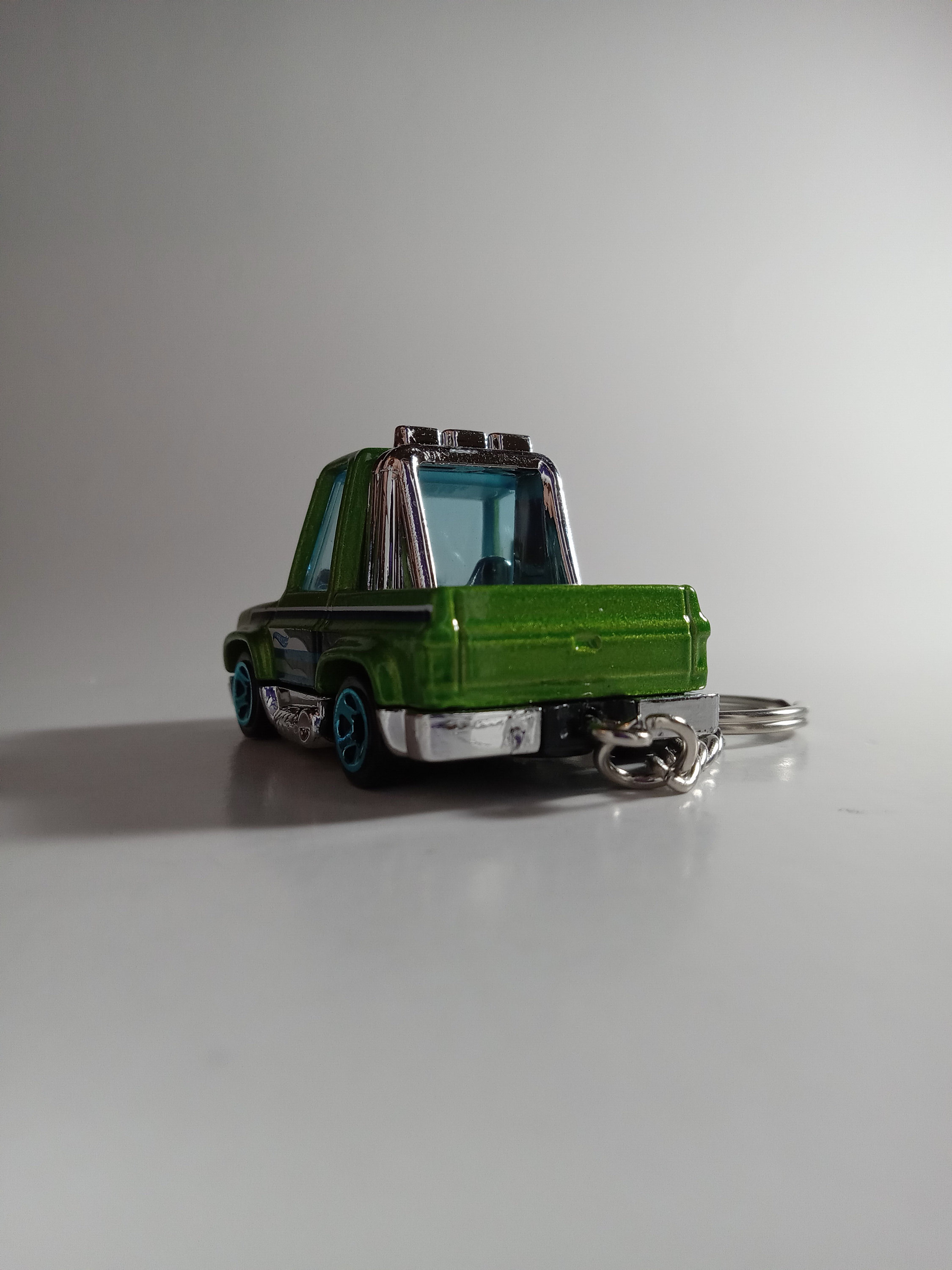 Cartoon Chevy Silverado Hotwheel Keychain Car Keychain Keychain Truck ...