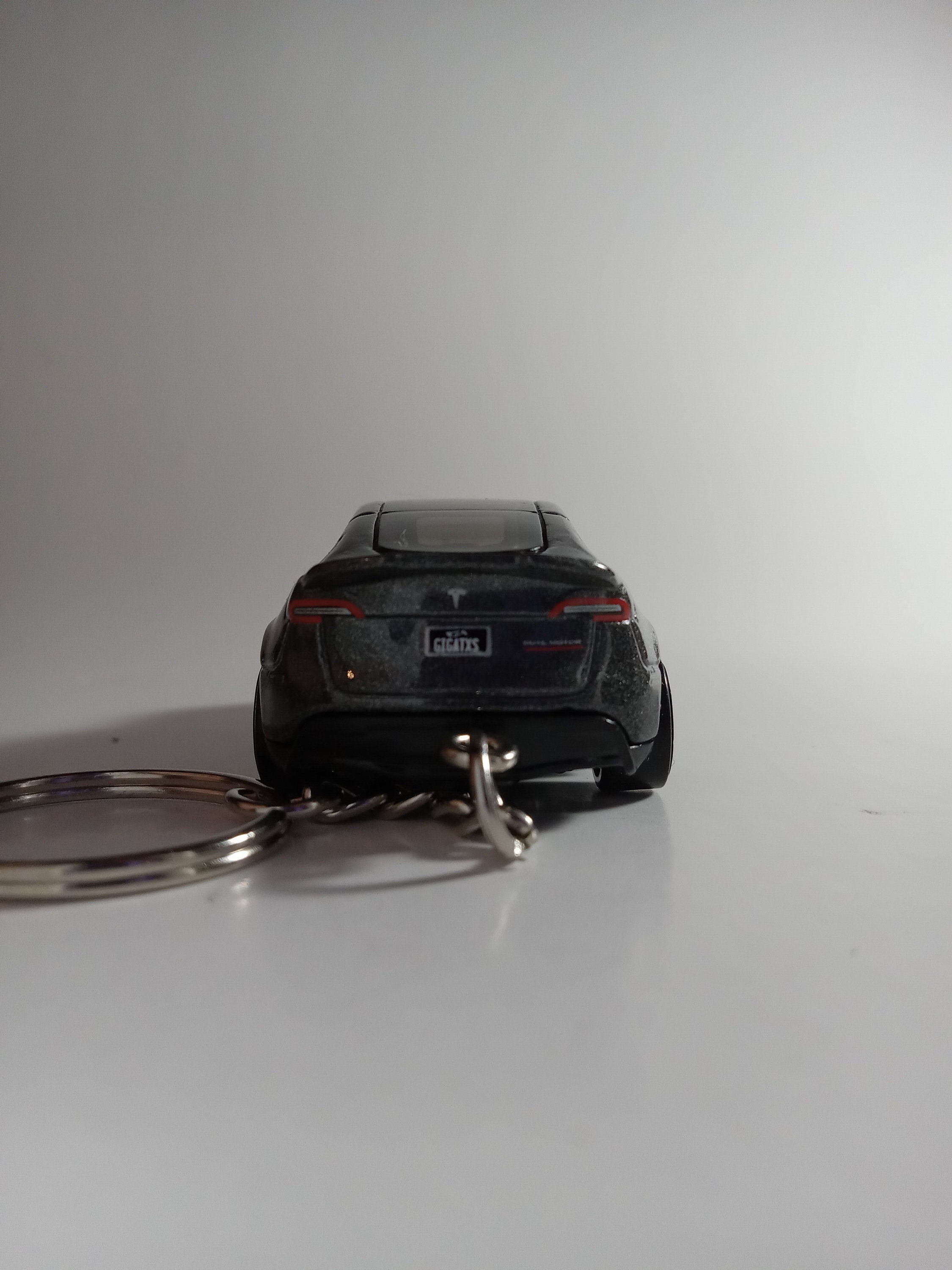 Tesla Model Y Hotwheel Keychain Car Keychain Keychain Truck Car Car Guy ...