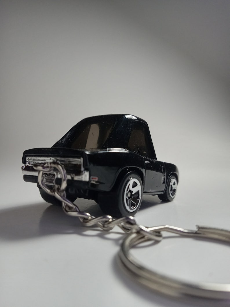 Cartoon Charger Hotwheel Keychain Car Keychain Keychain Truck Car Car ...