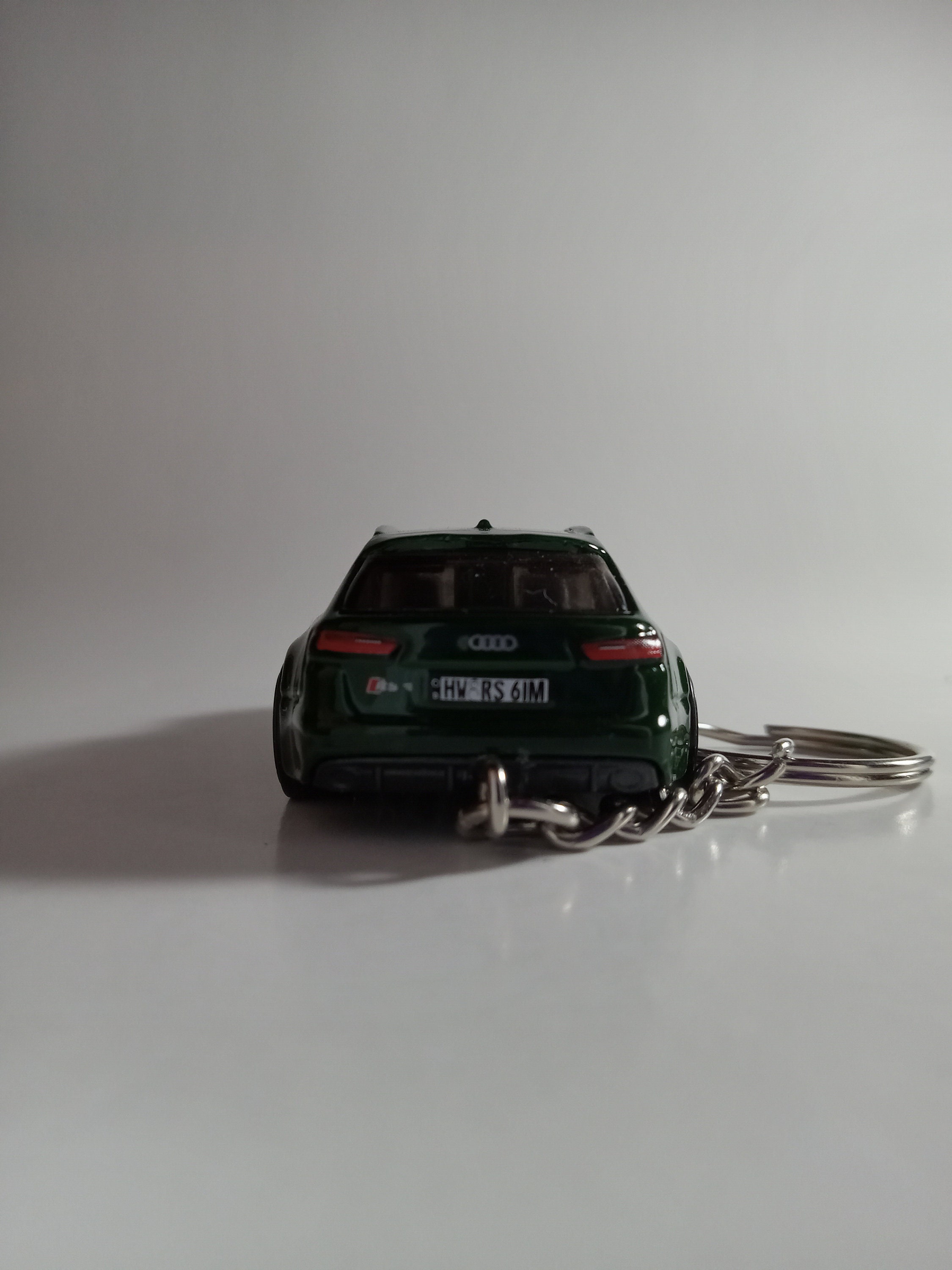 Audi RS6 Avant Hotwheel Keychain Car Keychain Keychain Truck Car Car ...