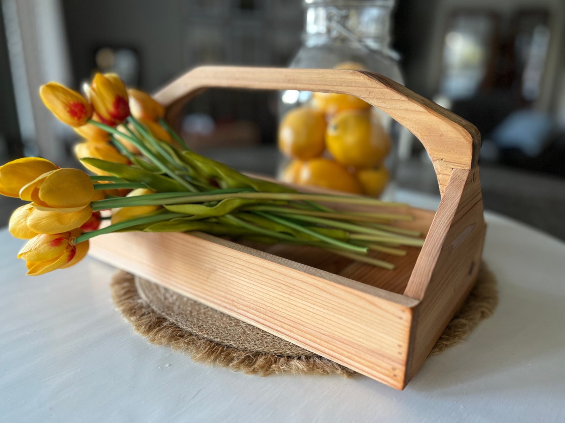 Decorative Toolbox Plans | Garden Basket Plans | Flower Basket Plans ...