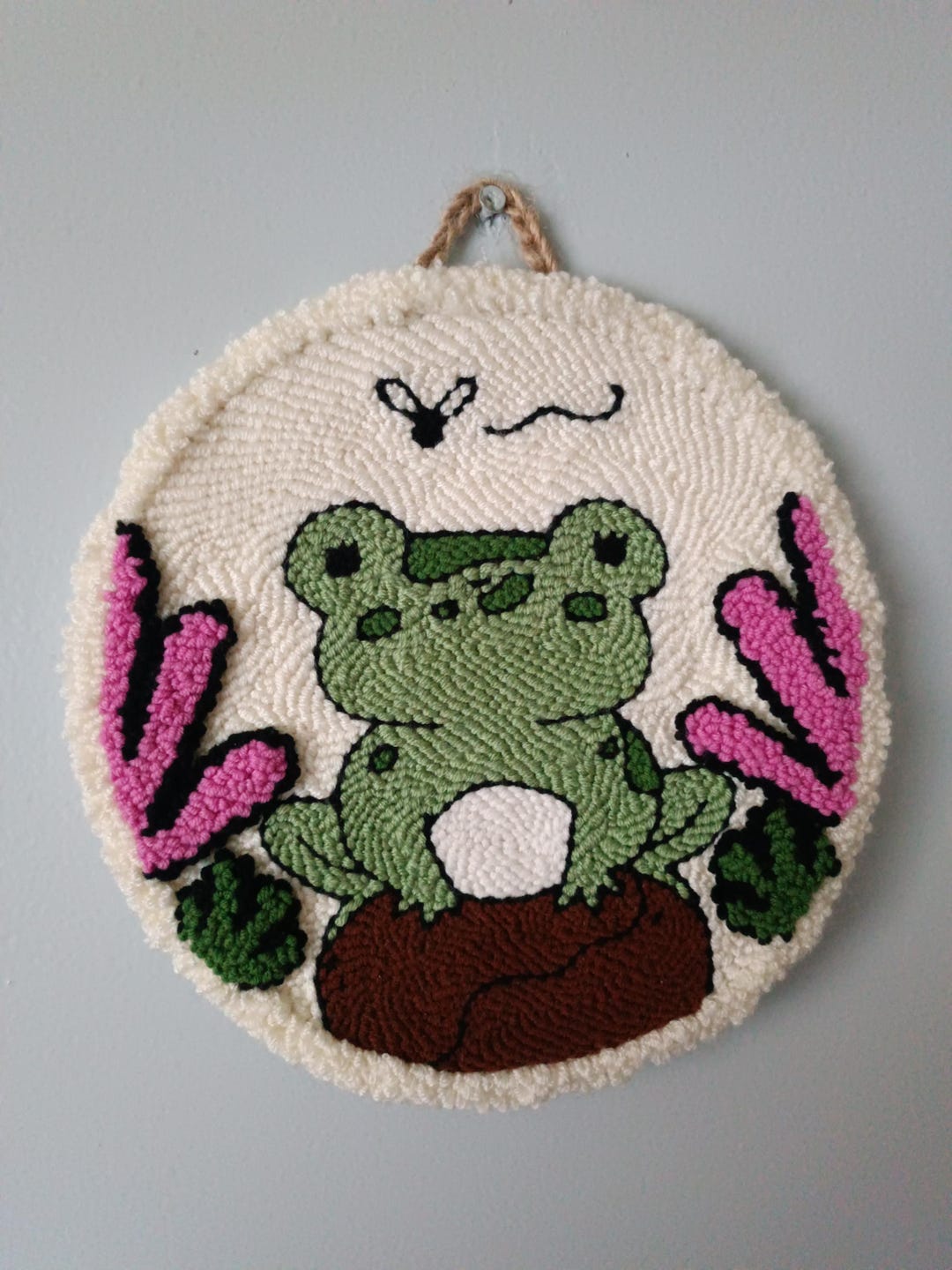 Punch Needle Frog Wall Decor, Handmade Animal Ornament - Etsy