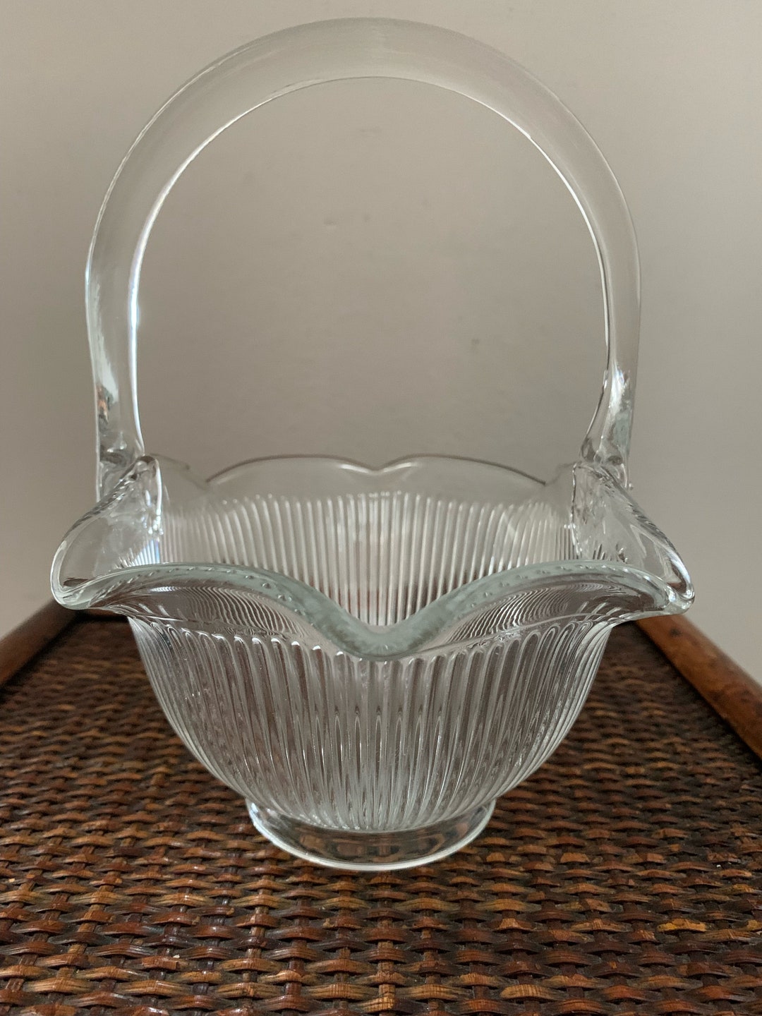 Vintage Clear Art Glass Basket With Handle and Ruffled Edges 8” H 6.5 ...